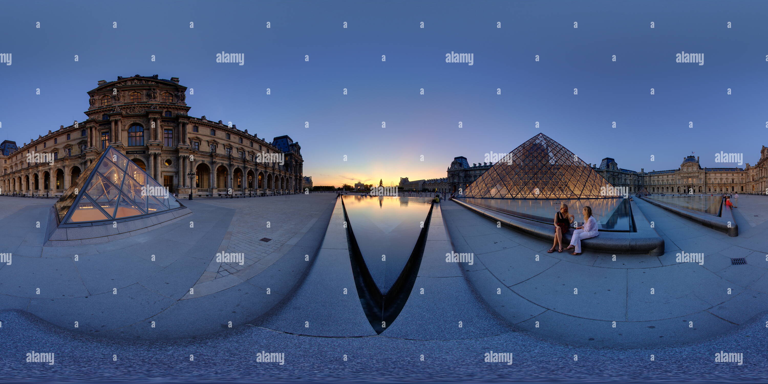 360° view of Louvre Sunset, Paris - Alamy