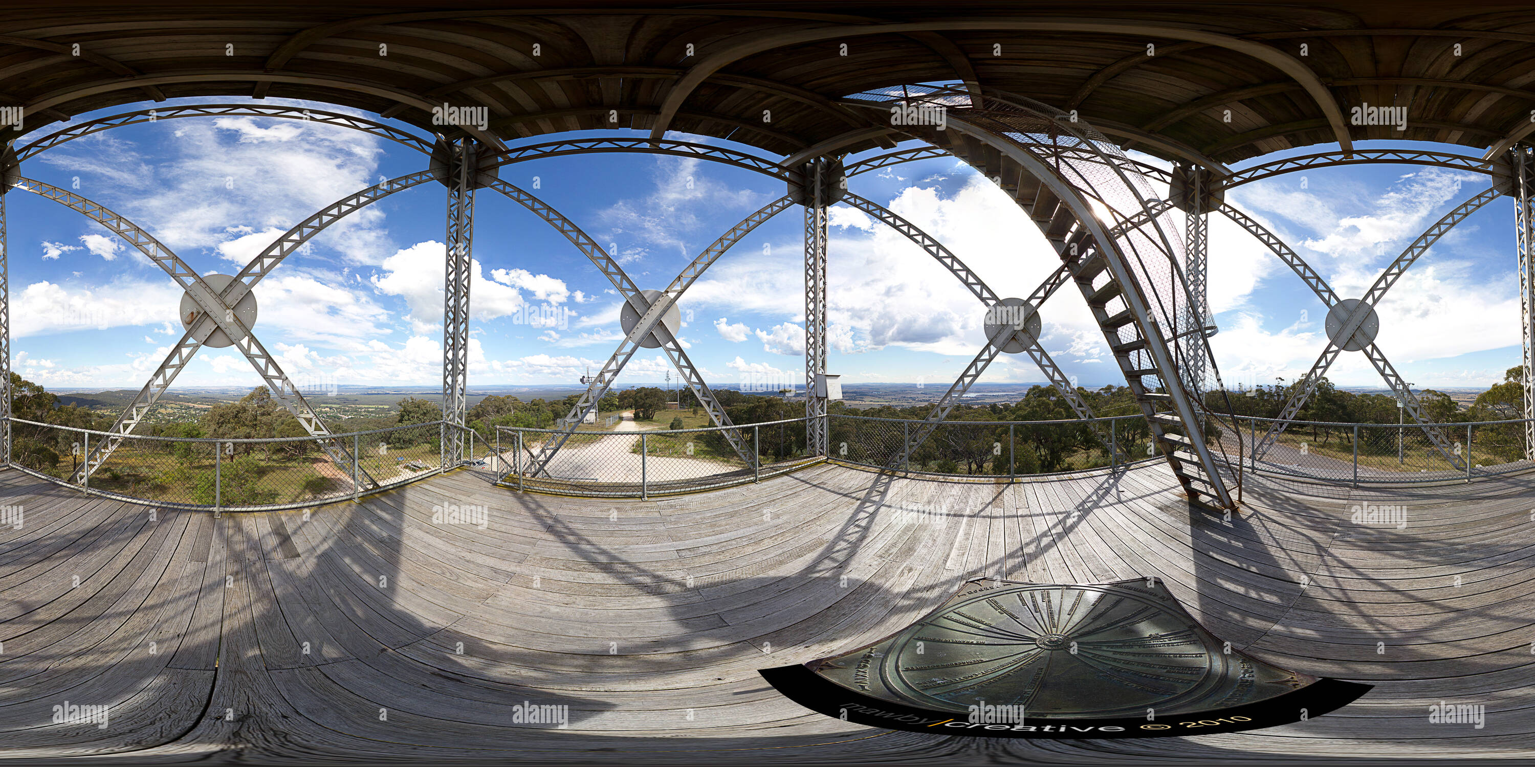 360° view of Mt Tarrengower Fire Tower - Maldon - Central Victoria - Alamy