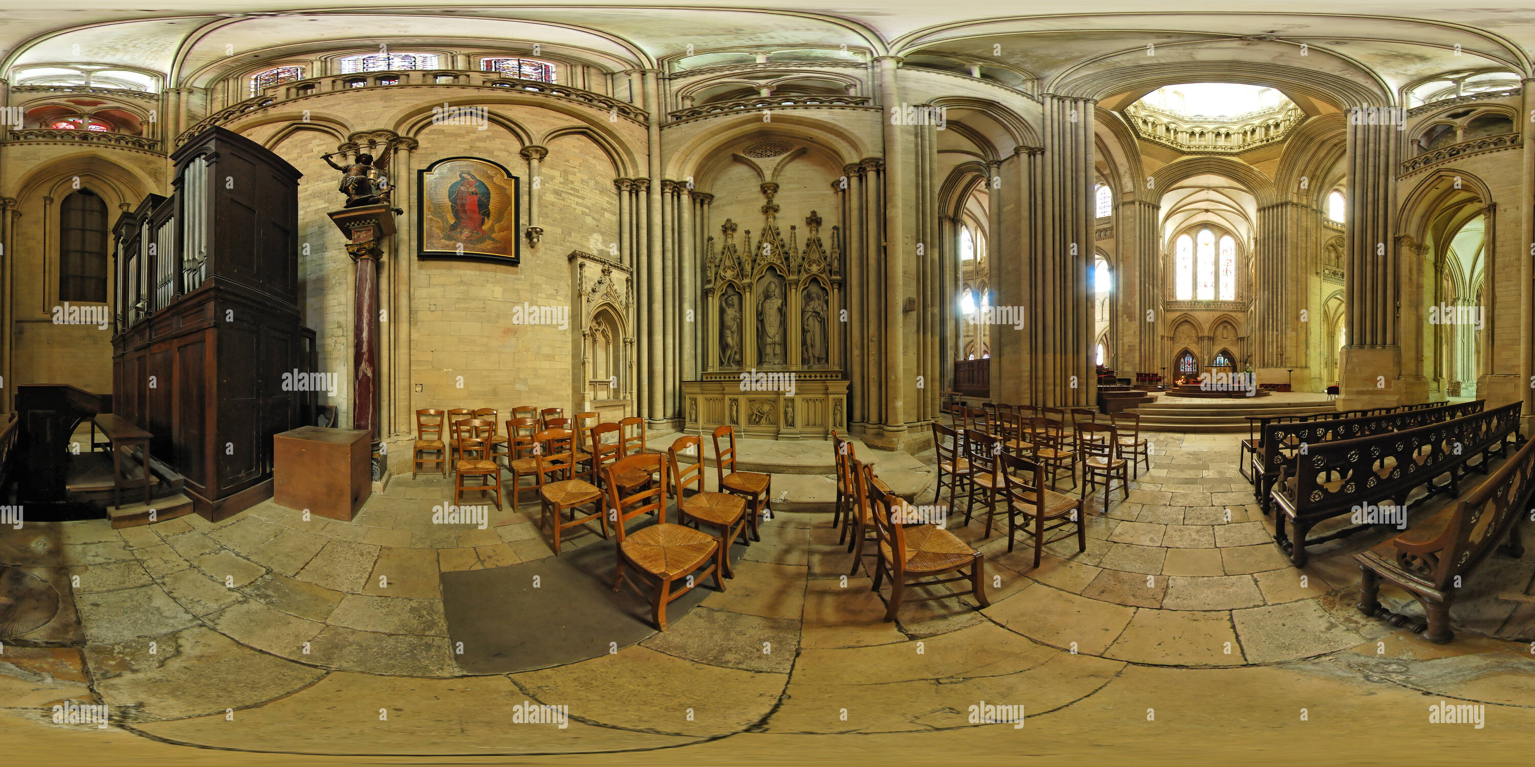 Cathedrale de coutances hi-res stock photography and images - Alamy
