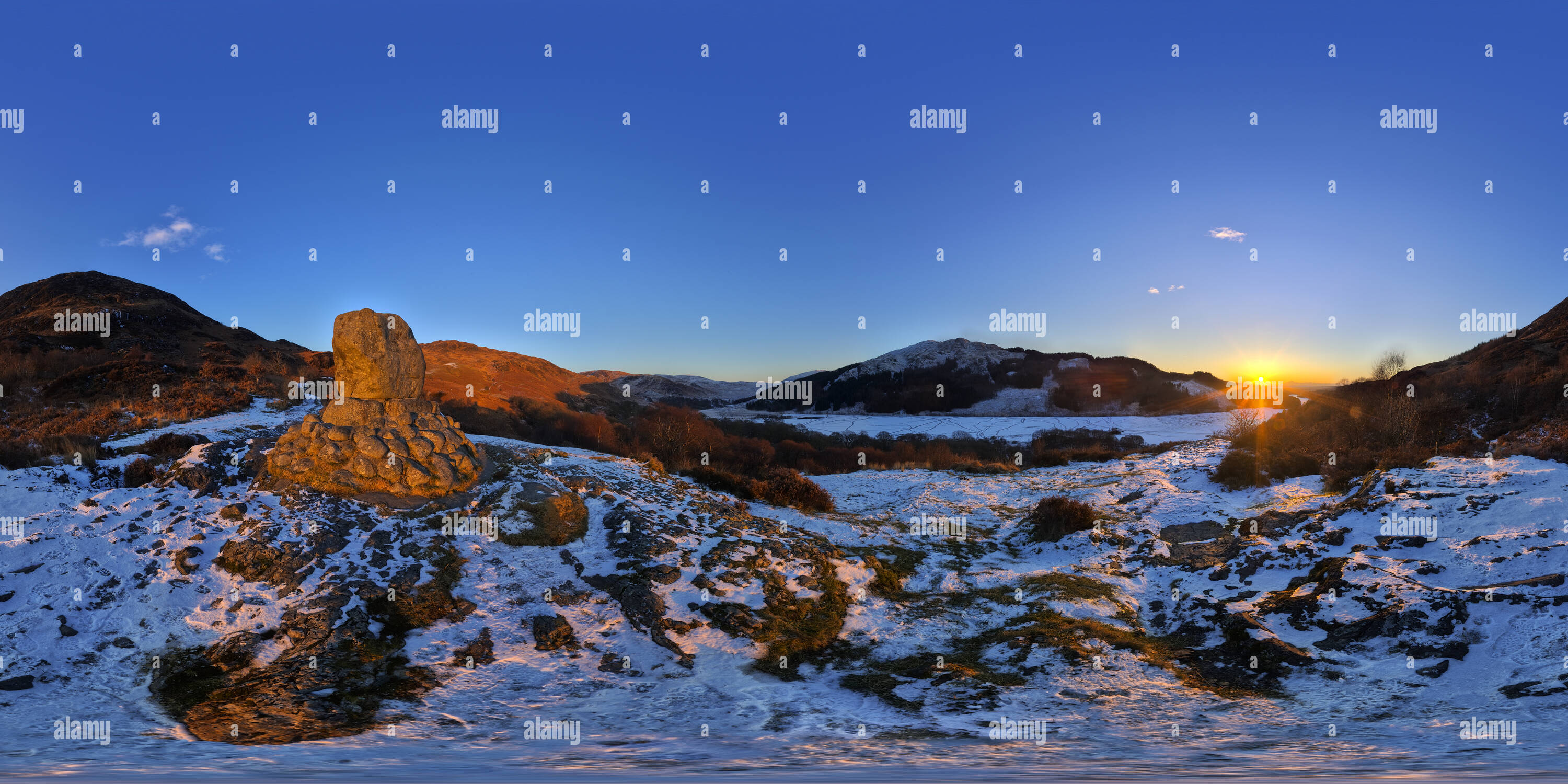 Bruce's stone hi-res stock photography and images - Alamy