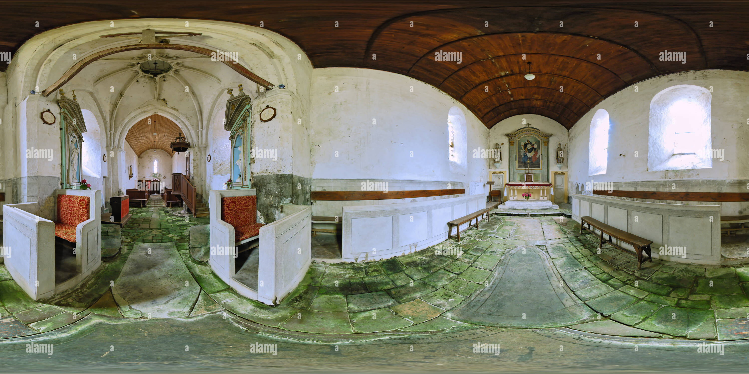 360° view of Chœur de l'église de Vierville - France - Alamy