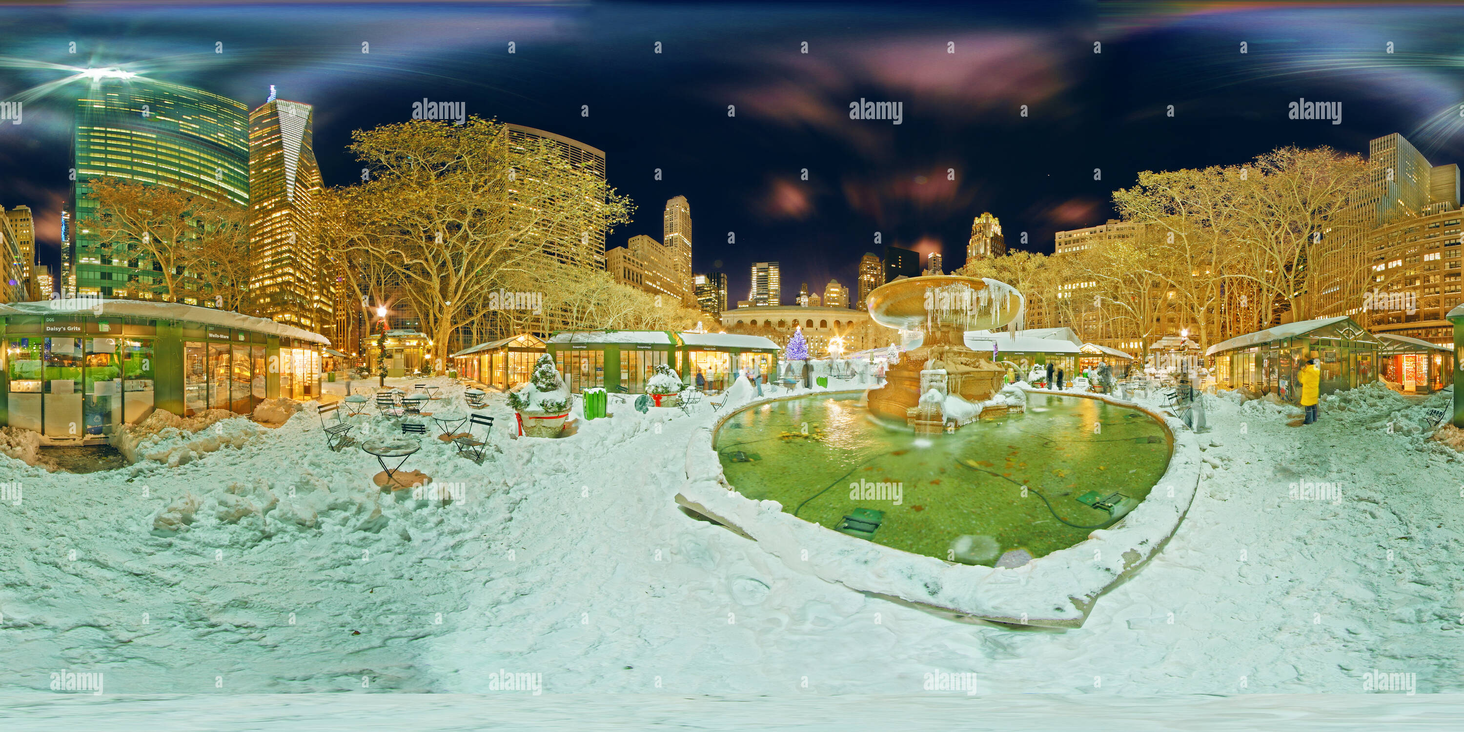 360° view of Dec 2010 Bryant Park Fountain - Alamy