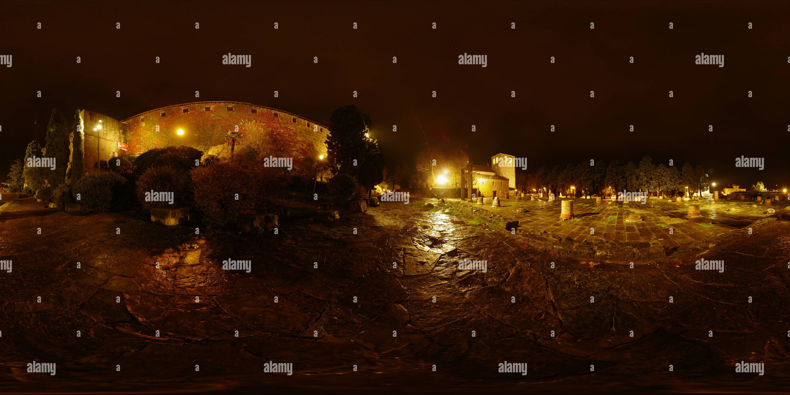 Castello di san giusto hi-res stock photography and images - Alamy