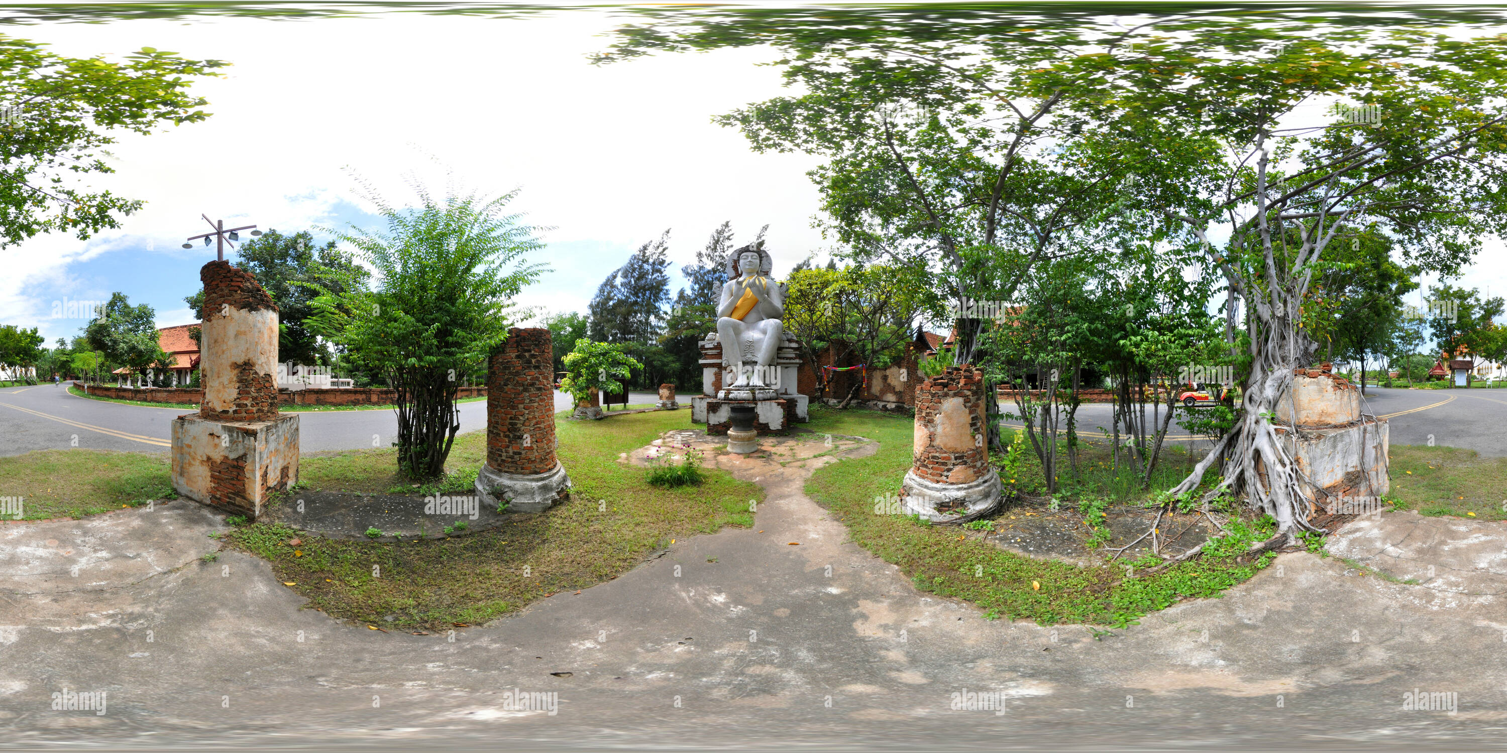 Dvaravati period hi-res stock photography and images - Alamy