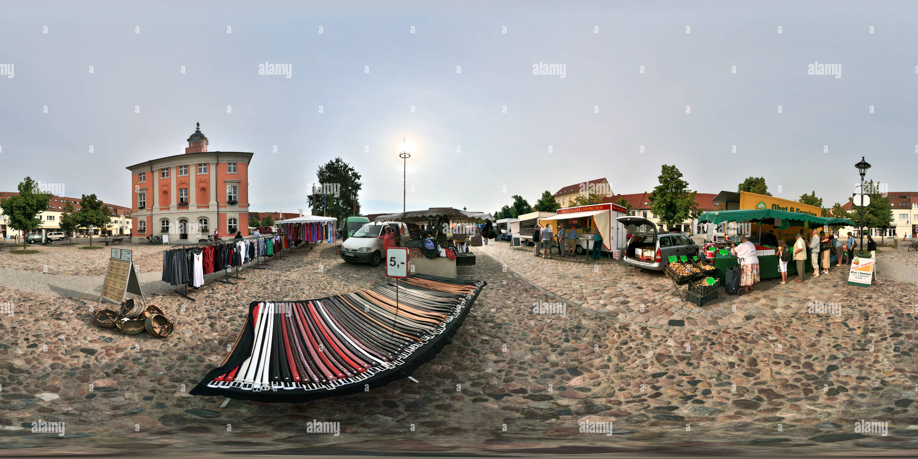 360° view of Markt Templin Uckermark 5027 - Alamy