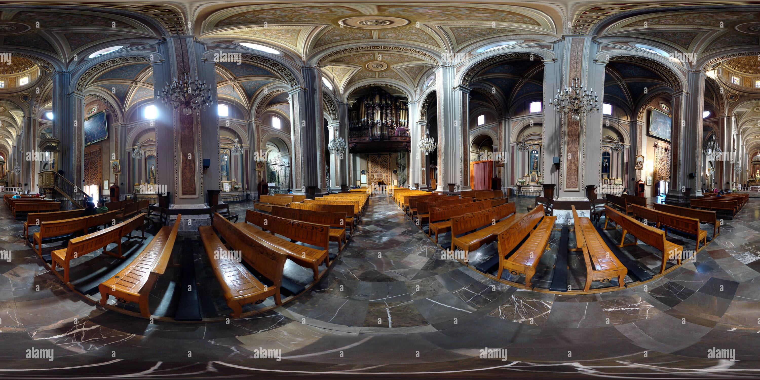 Morelia catedral hi-res stock photography and images - Alamy