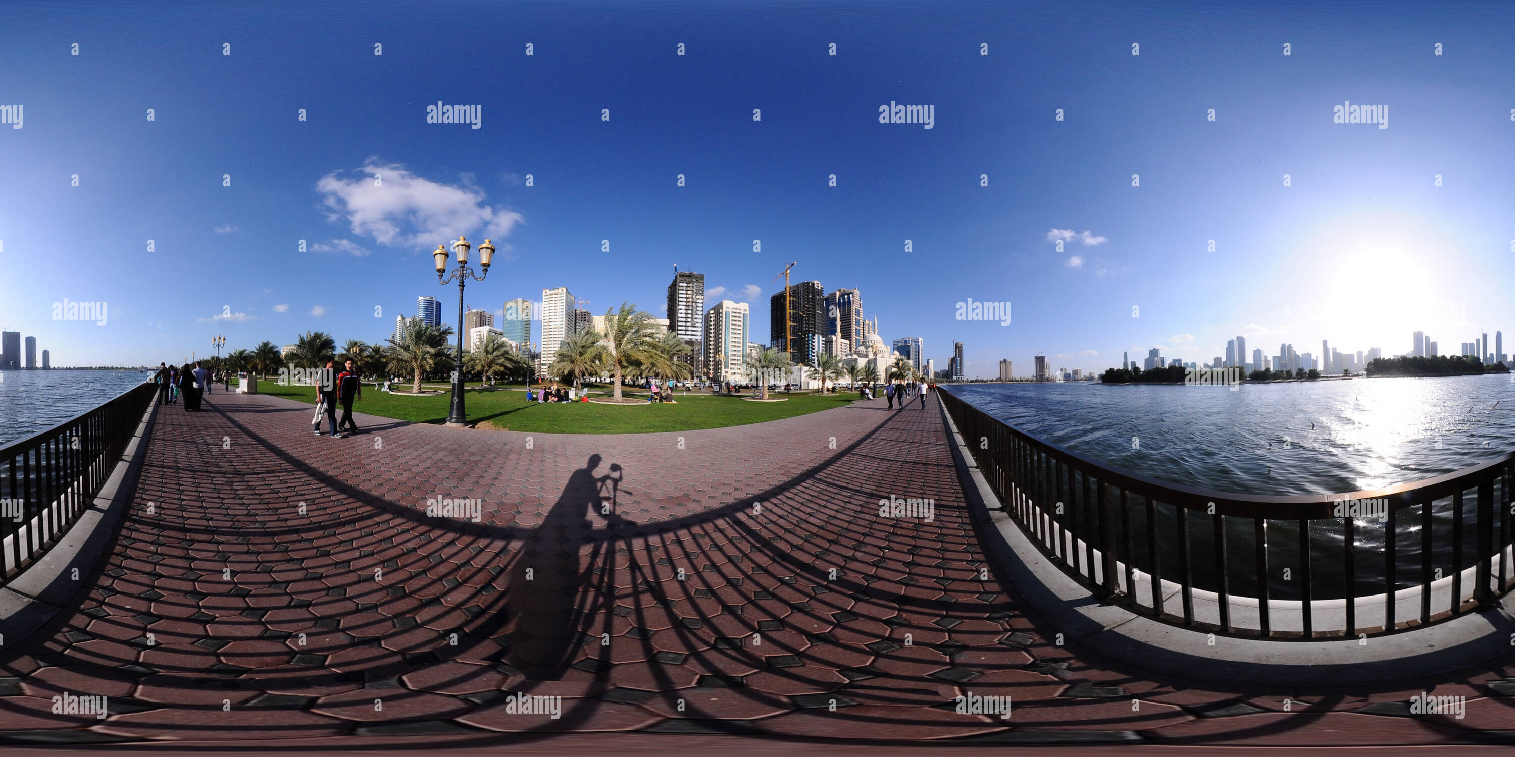 360° view of Corniche Park Mosque - Alamy