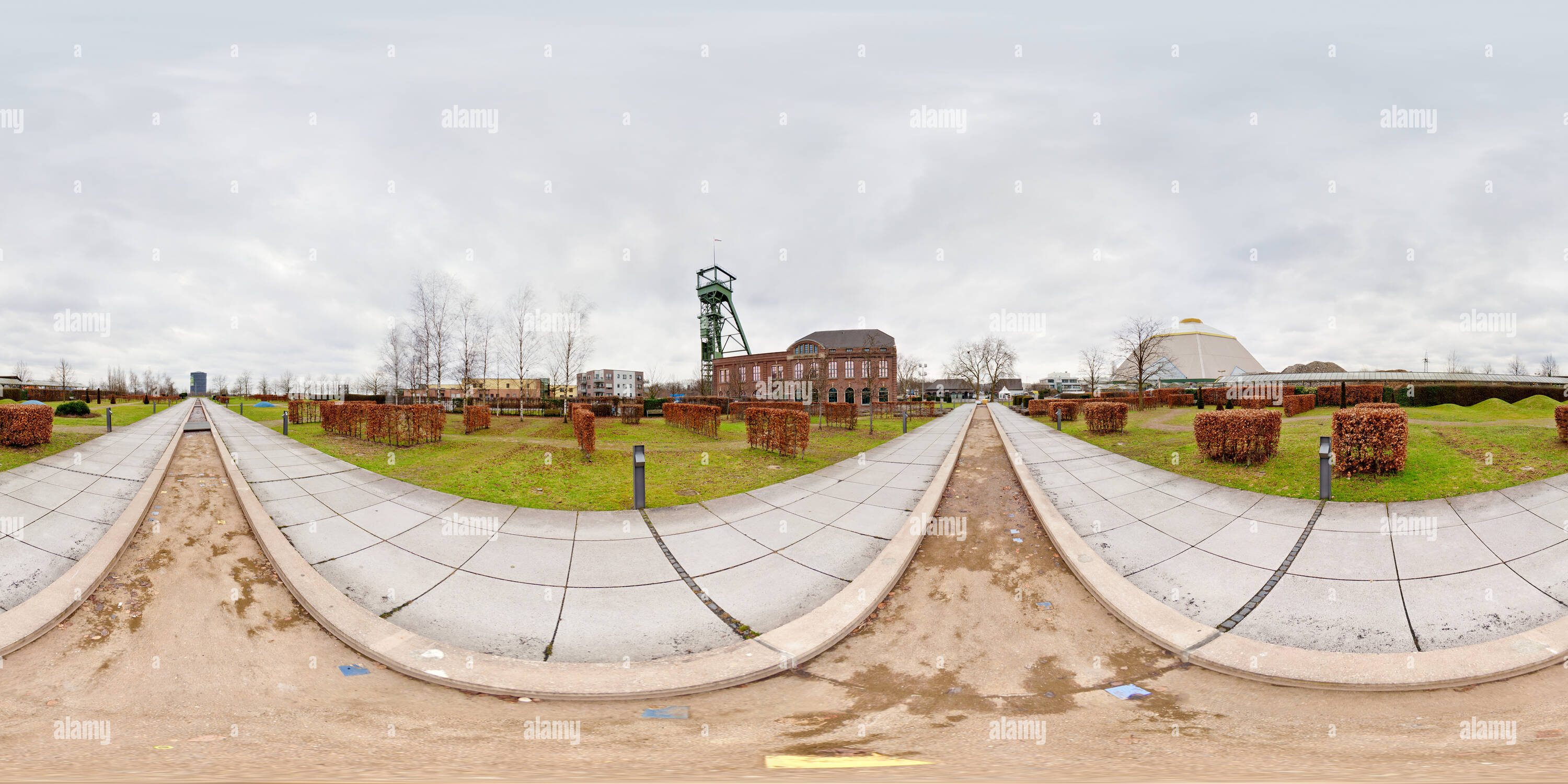 360° view of Osterfeld colliery and OLGA park - Alamy