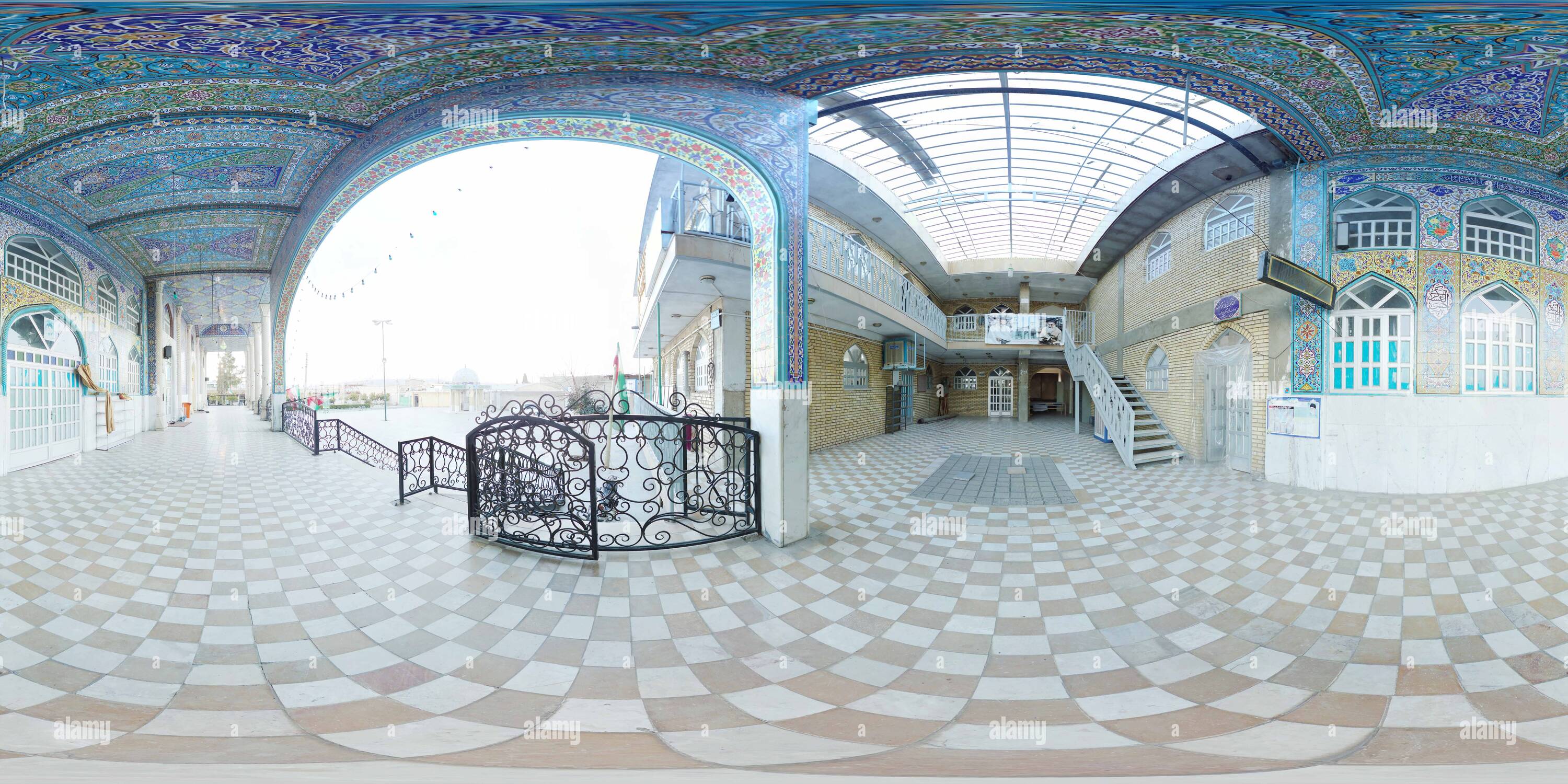360° view of Astane Shahzade Ghasem & Shahzade ebrahim - Alamy