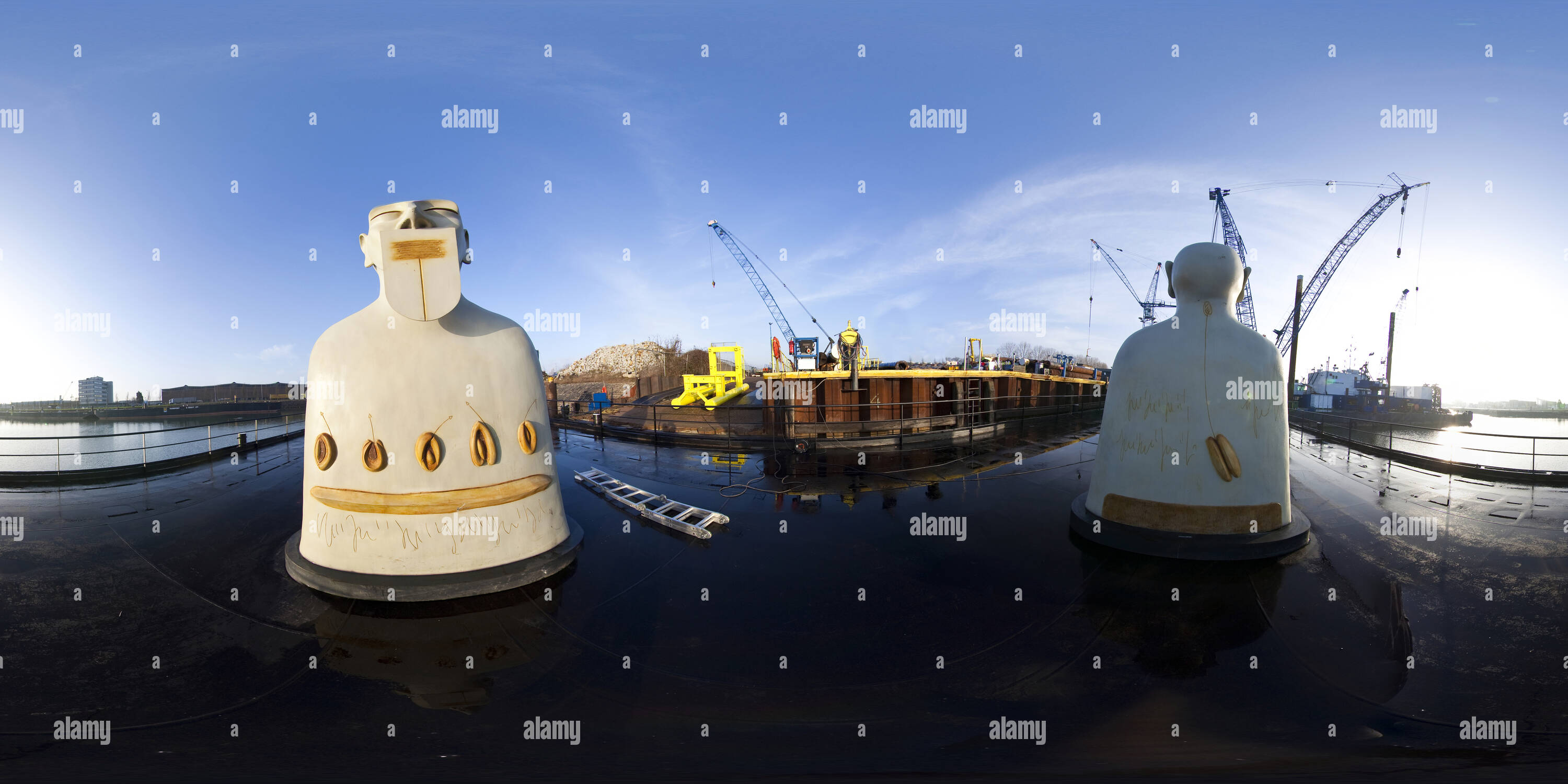 360° view of Puerto Roterdam, Holanda Esculturas Rivelino Por Juan ...