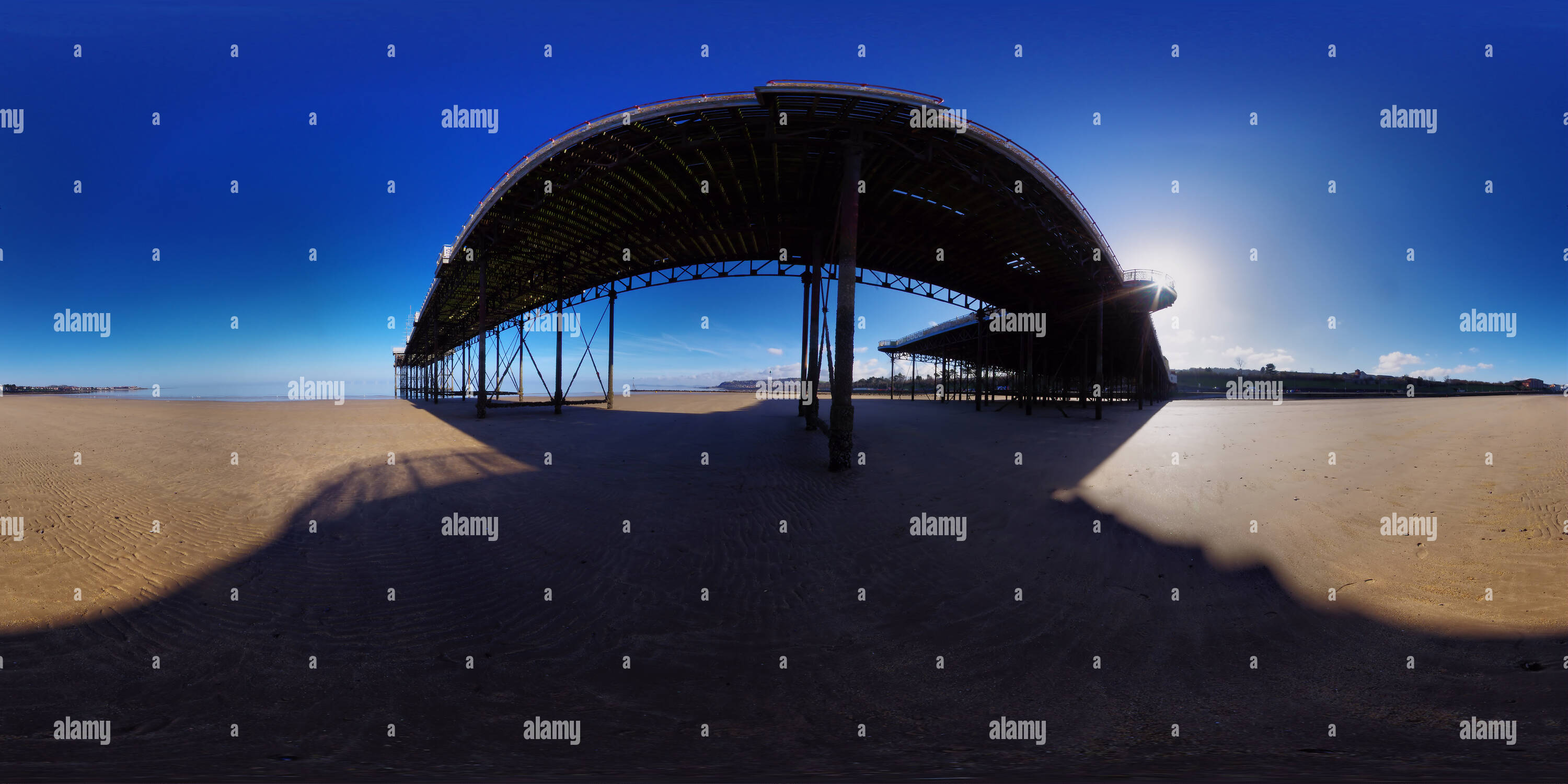 360° view of Colwyn Bay old pier and beach - Alamy