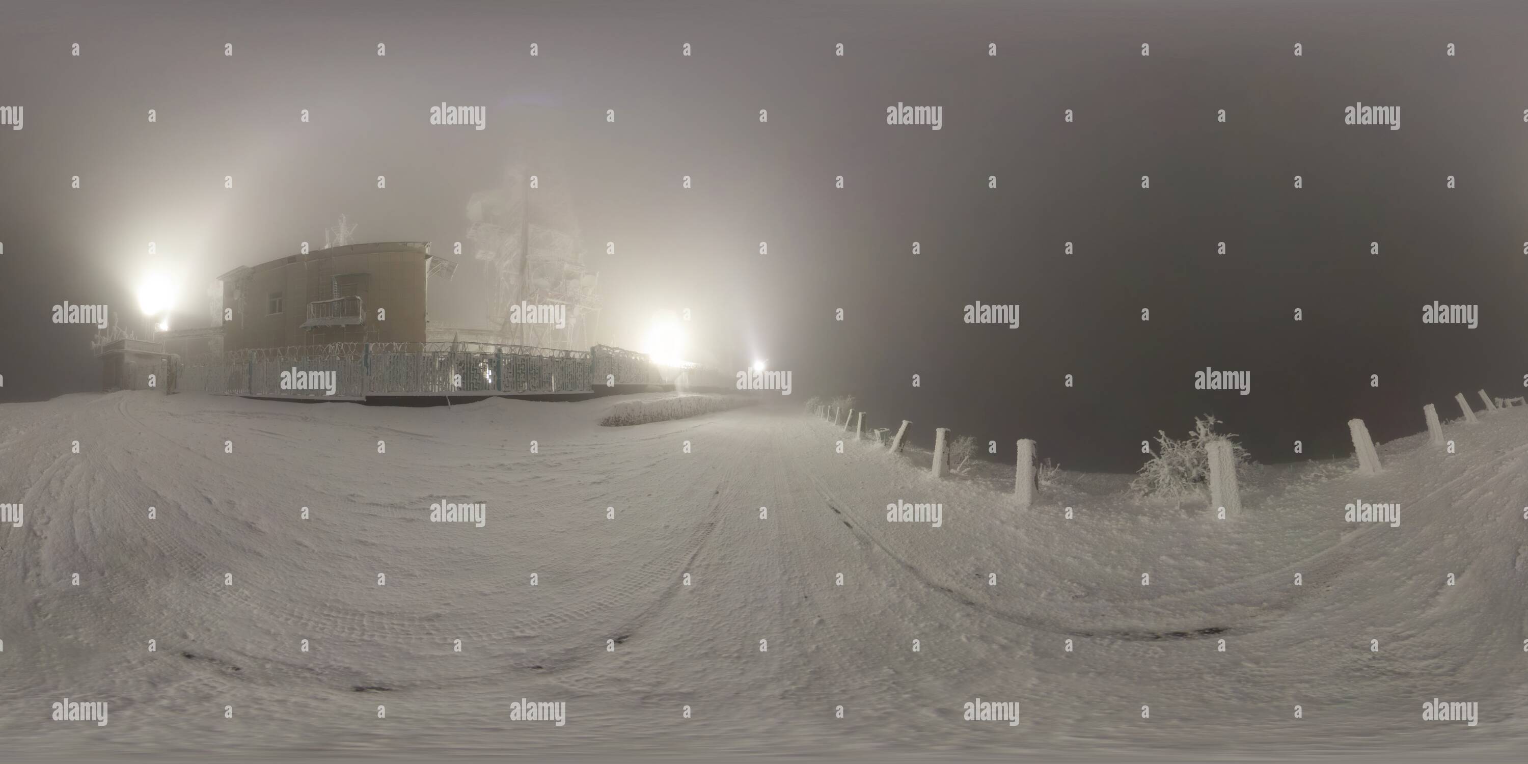 360° view of Top of Mashuk - so foggi - Alamy