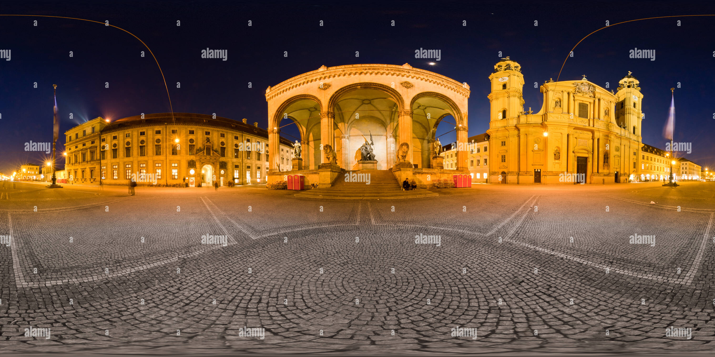 360° view of Odeonsplatz @blue hour - Alamy