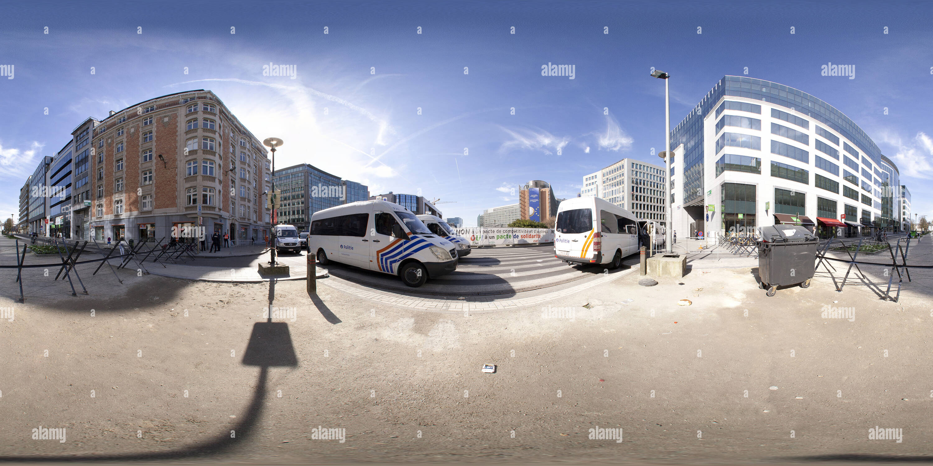 Rond point schuman hi-res stock photography and images - Alamy