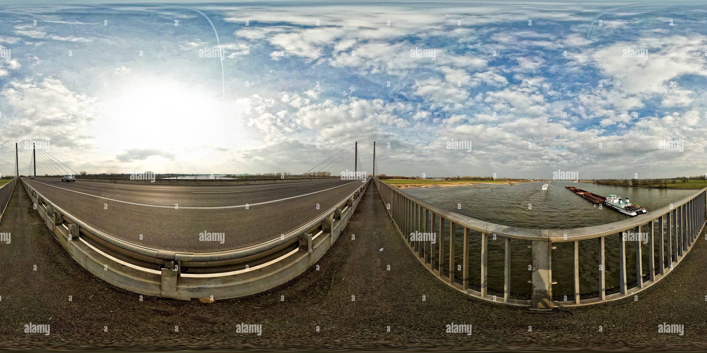 Bruecke rhein rees hi-res stock photography and images - Alamy