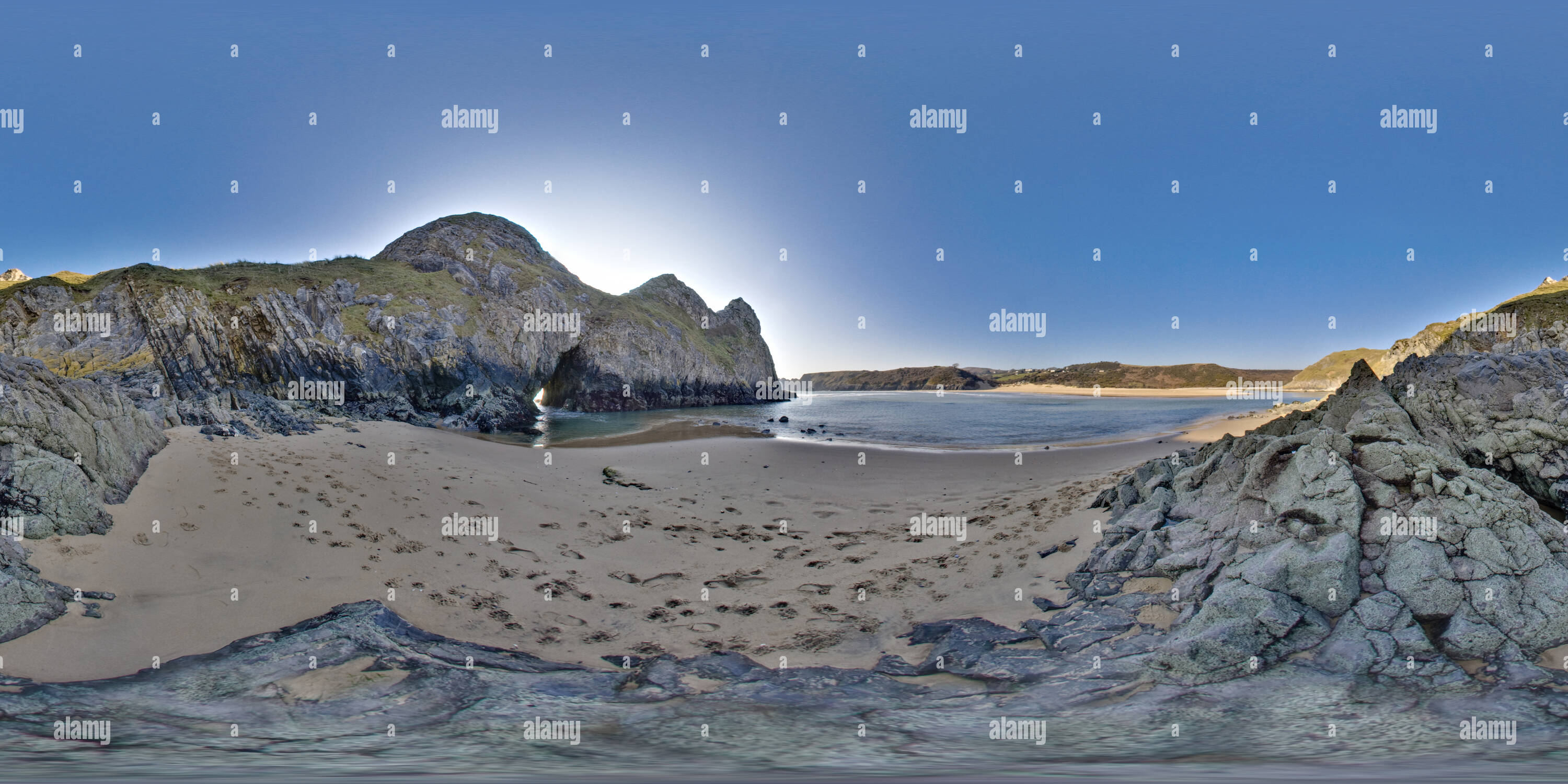 360° view of Three Cliffs Bay - Alamy