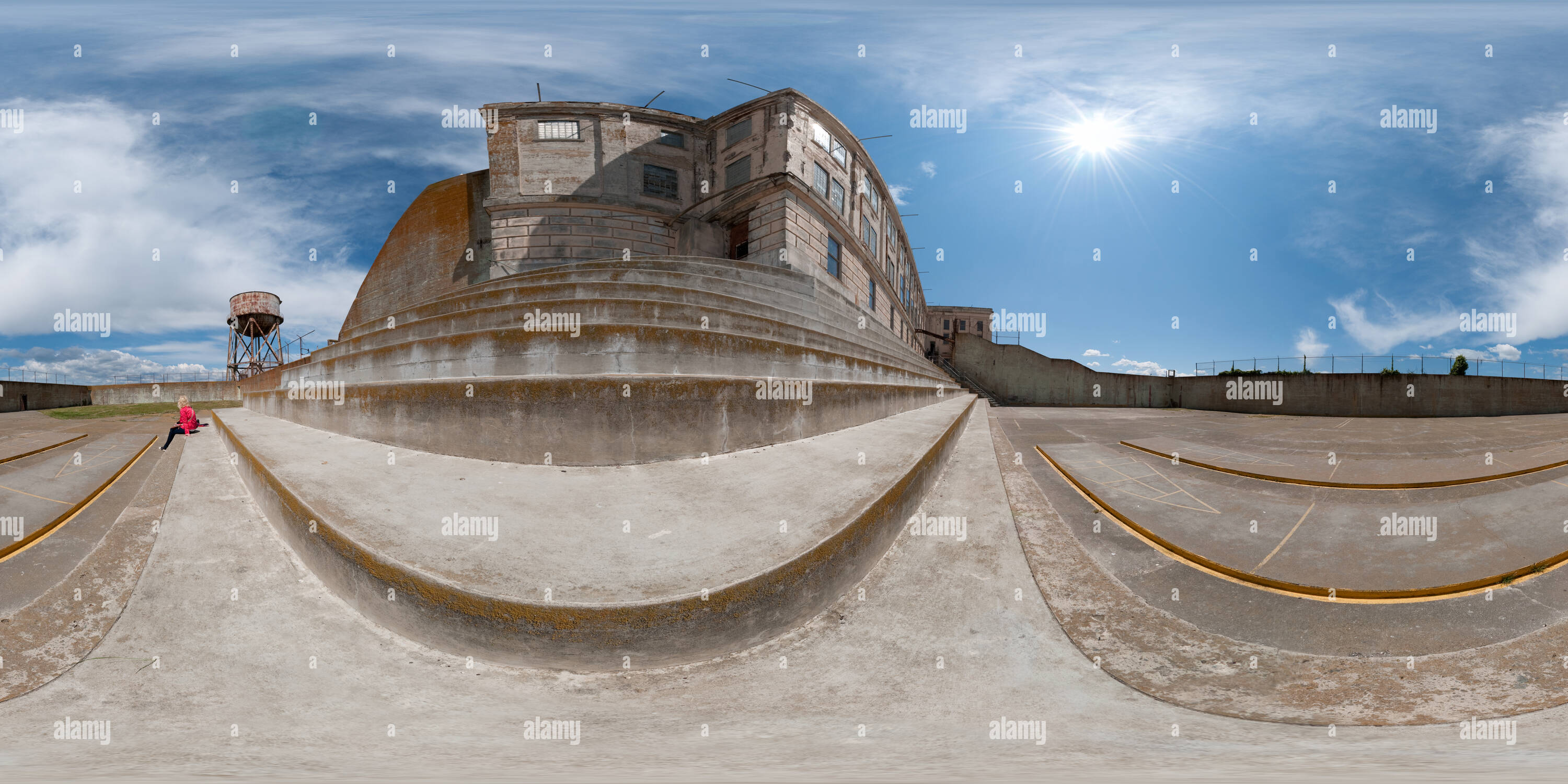 360° view of Alcatraz Recreation Yard - Alamy