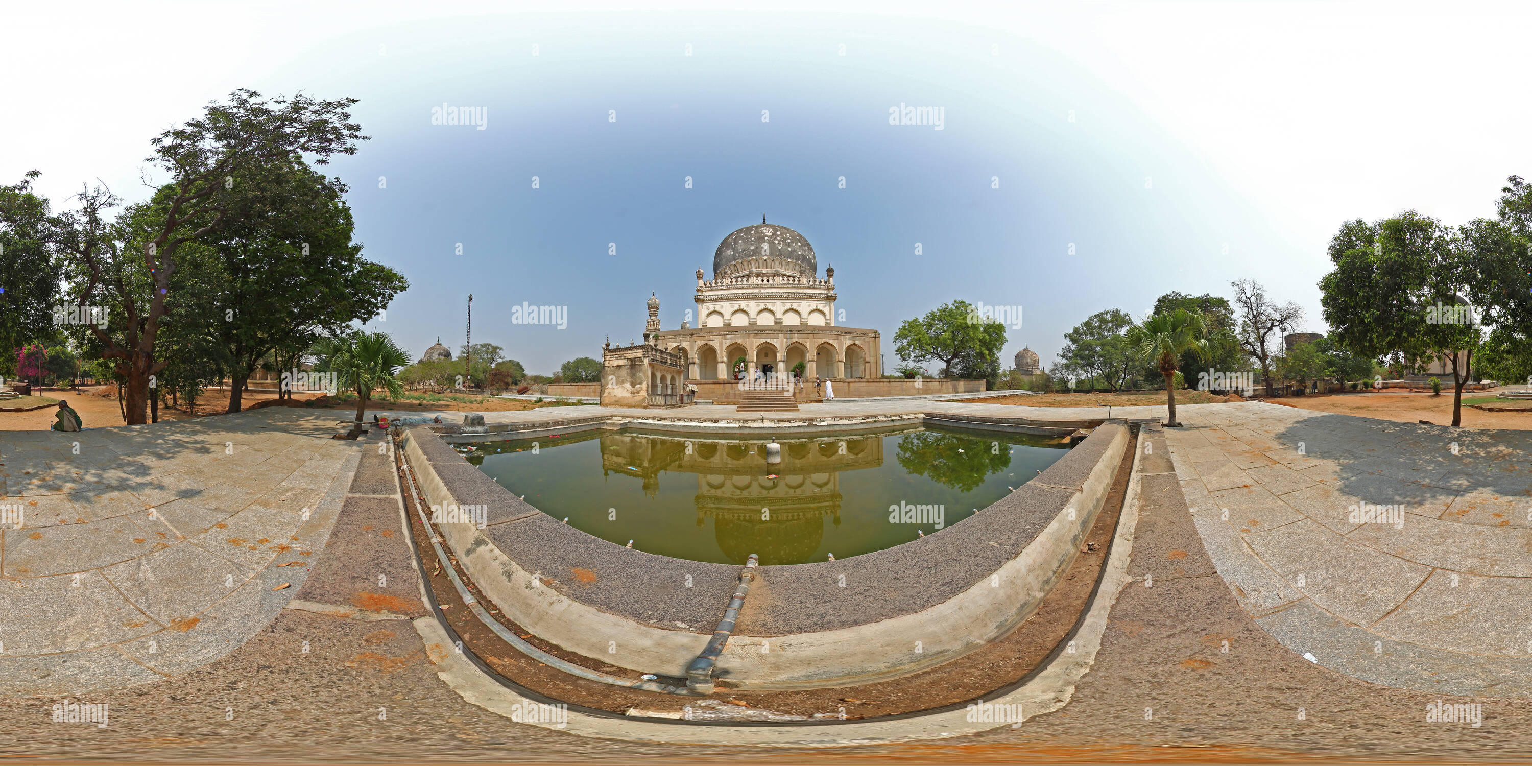 360° view of Qutb Shahi Tombs - Alamy