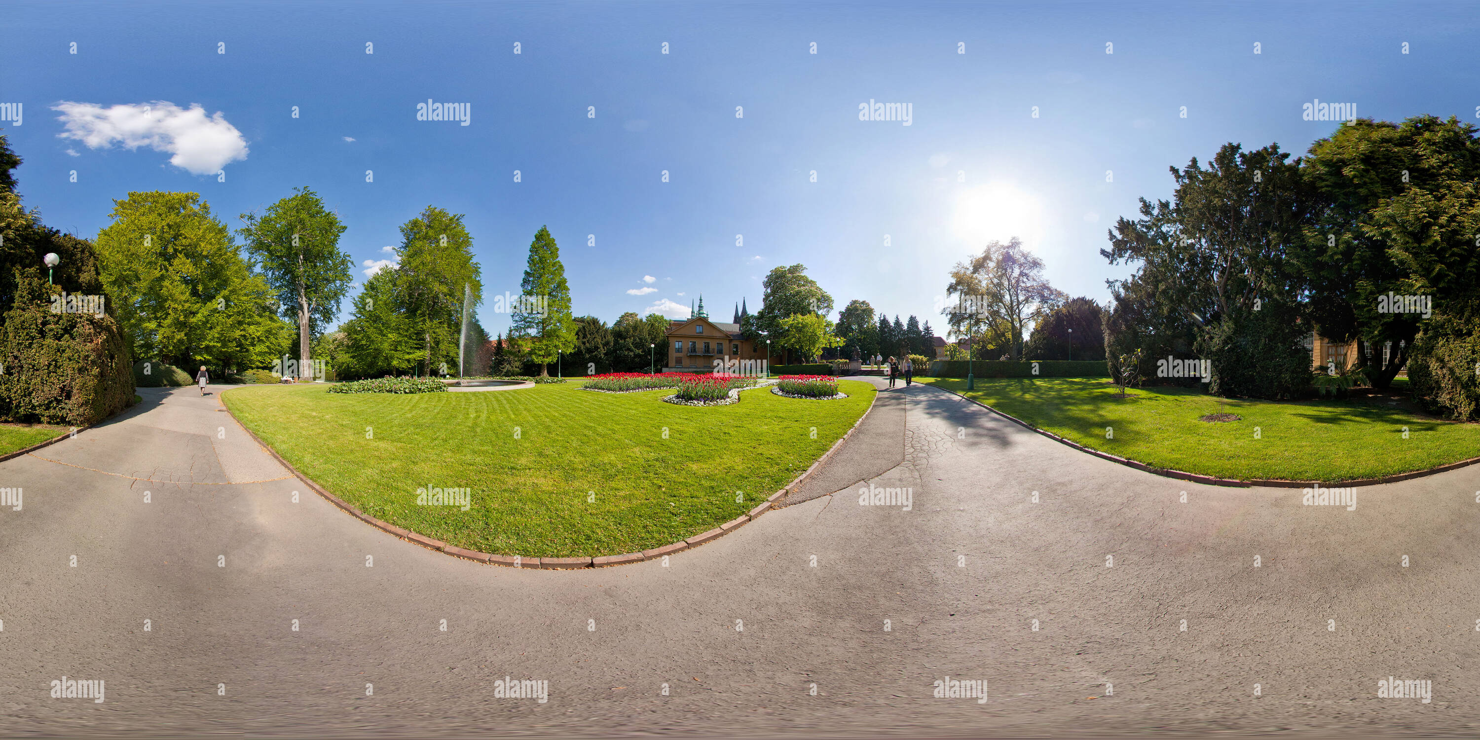 360° view of The Royal Garden - Alamy