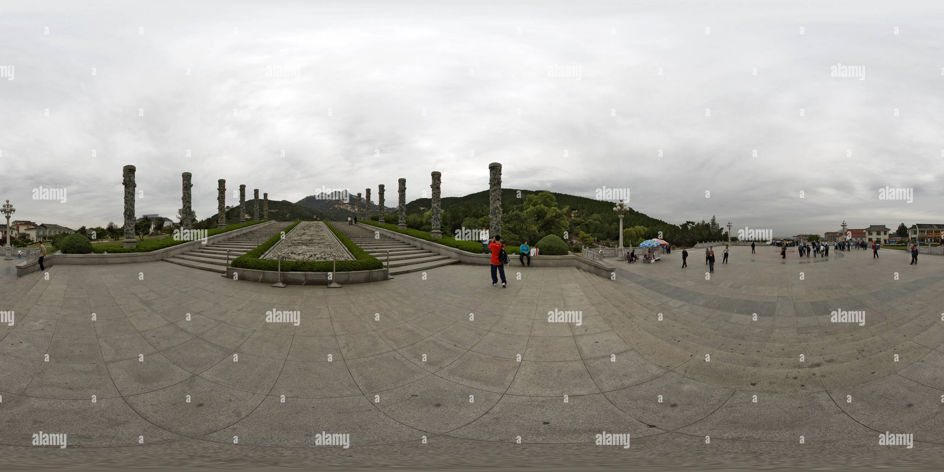 360° view of Square Foot Of Mount Tai - Alamy