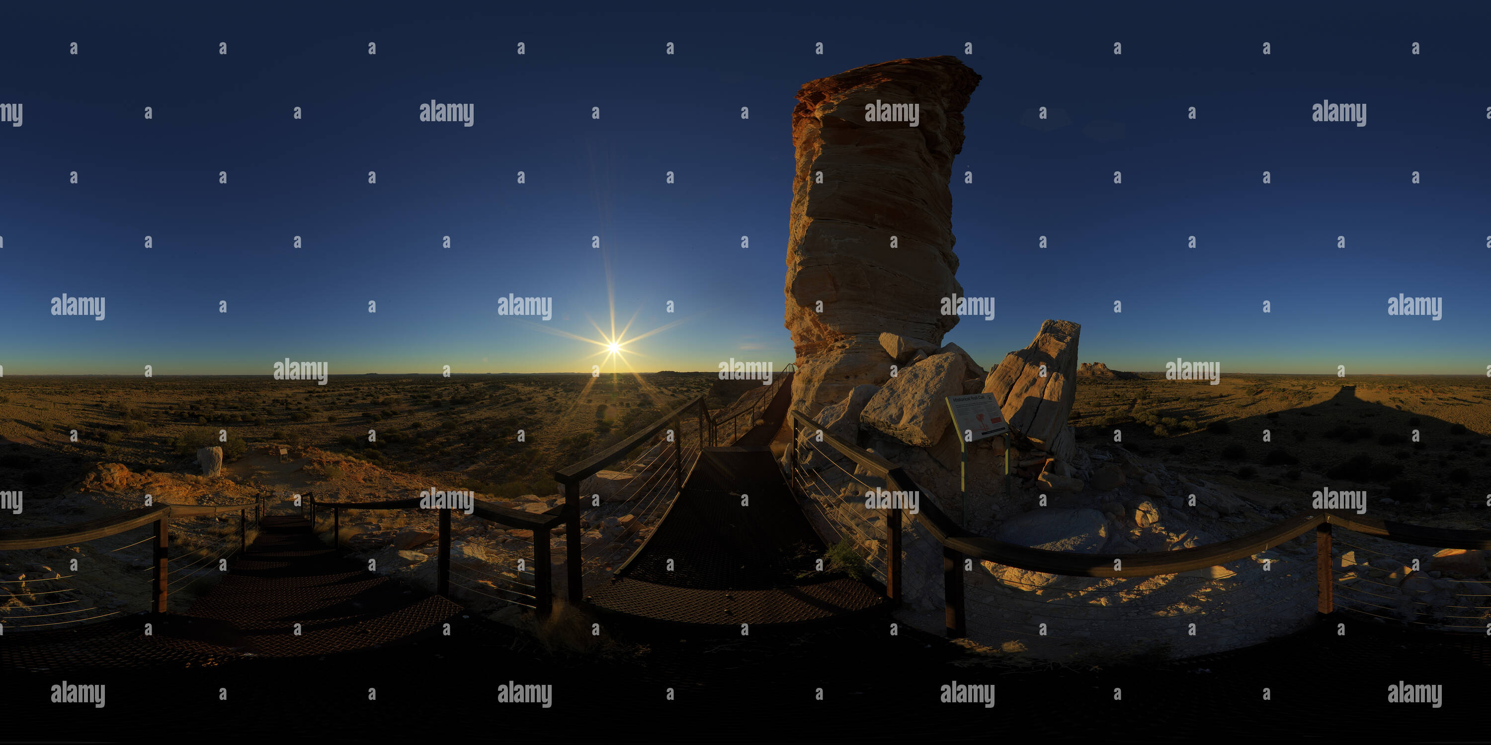 360° view of Chambers Pillar Walkway - Alamy