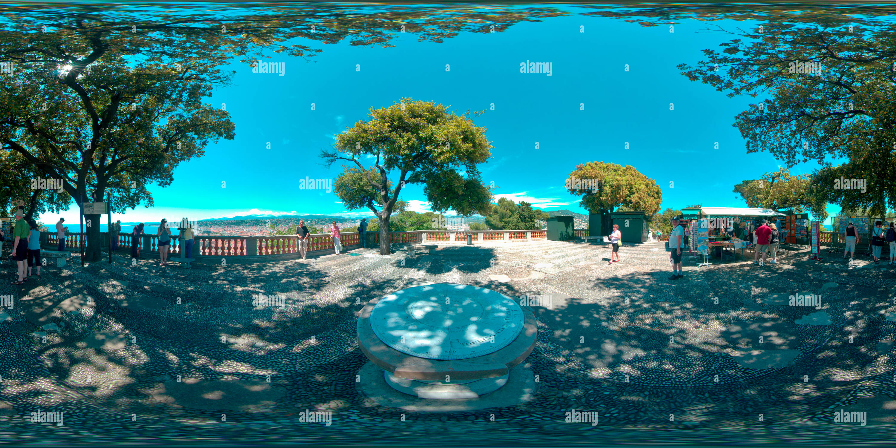 360° view of The Top of the "Colline du Chateau - Alamy