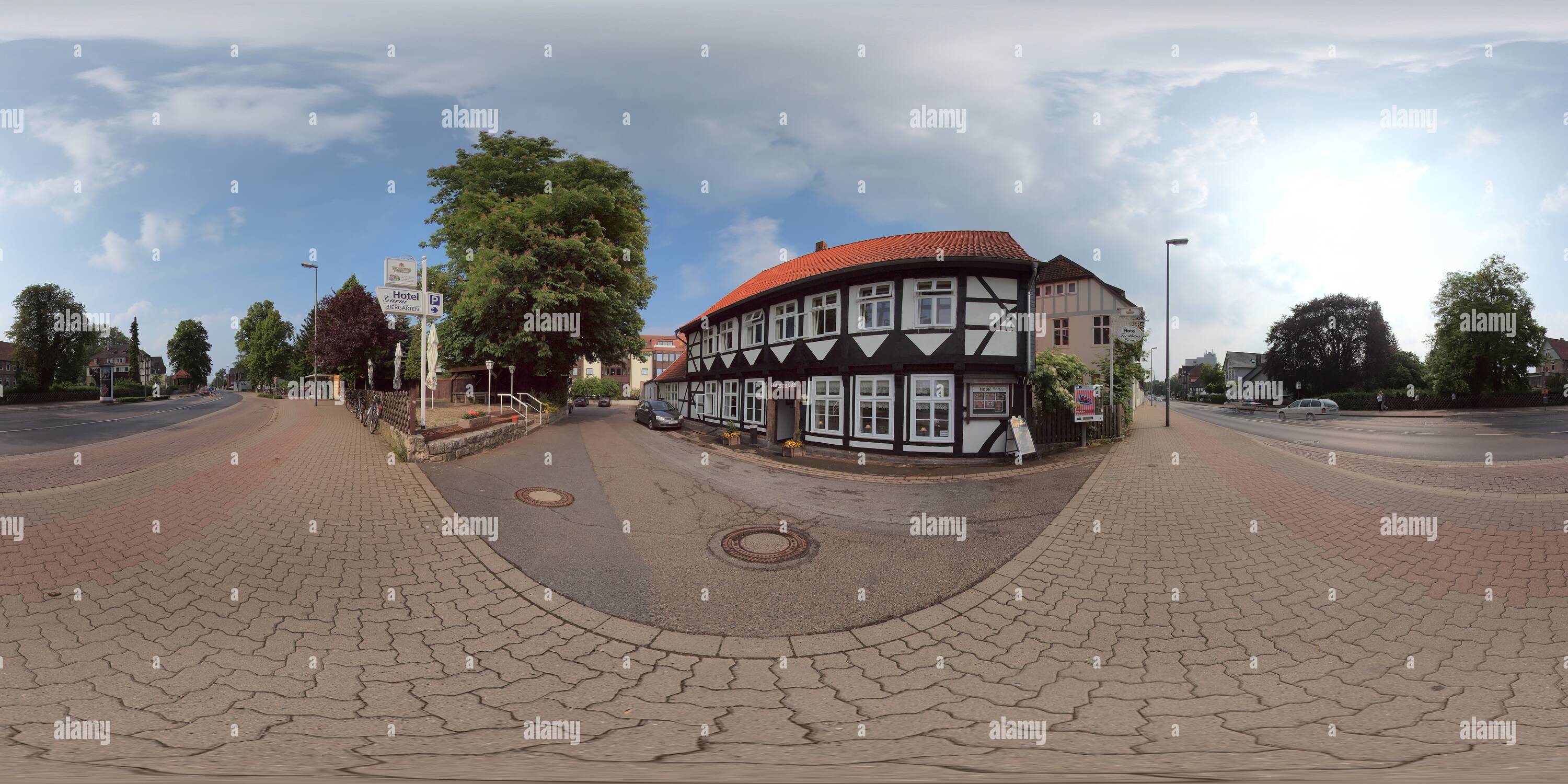 Neuer weg hi-res stock photography and images - Alamy