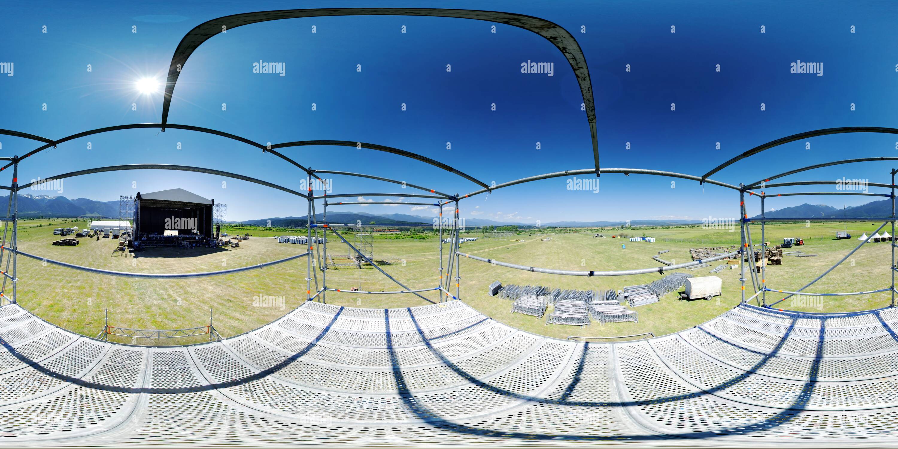 360° view of Elevation 2011 - scene - Alamy