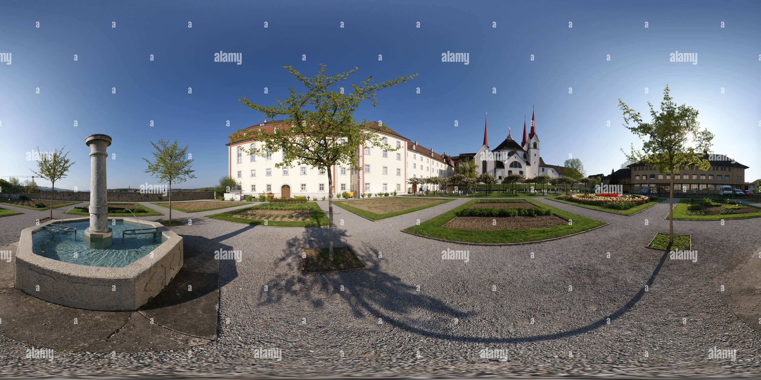 360° view of Switzerland Muri Klostergarten Brunnen - Alamy