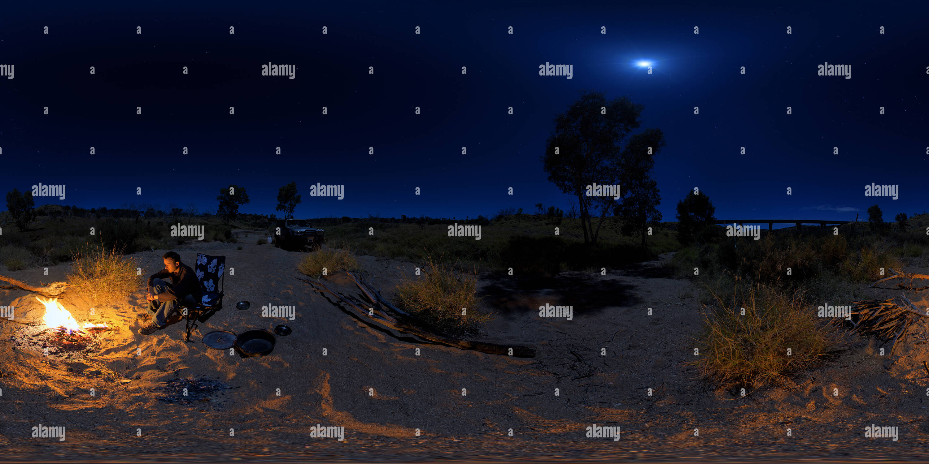 Moonlight fire hi-res stock photography and images - Alamy