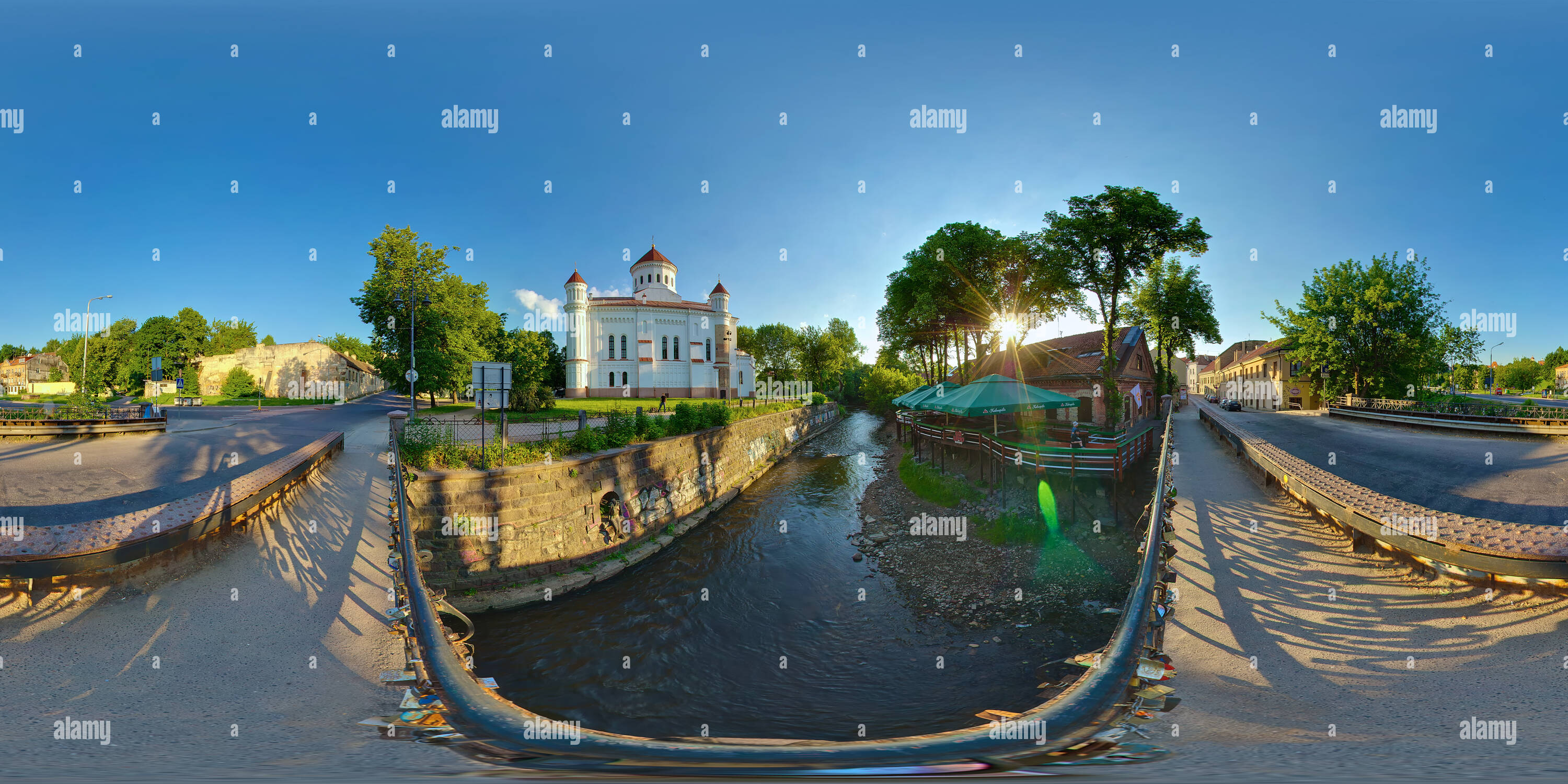 Uzupio tiltai hi-res stock photography and images - Alamy