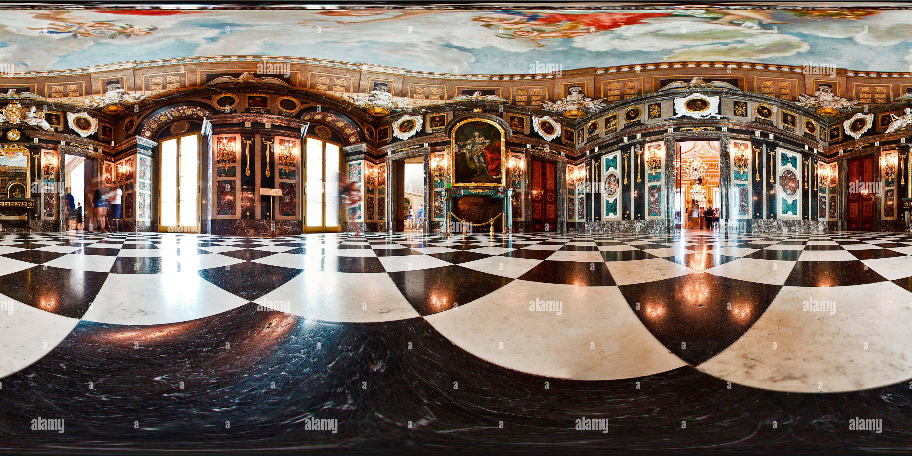 360° view of real castle. warsaw - Alamy