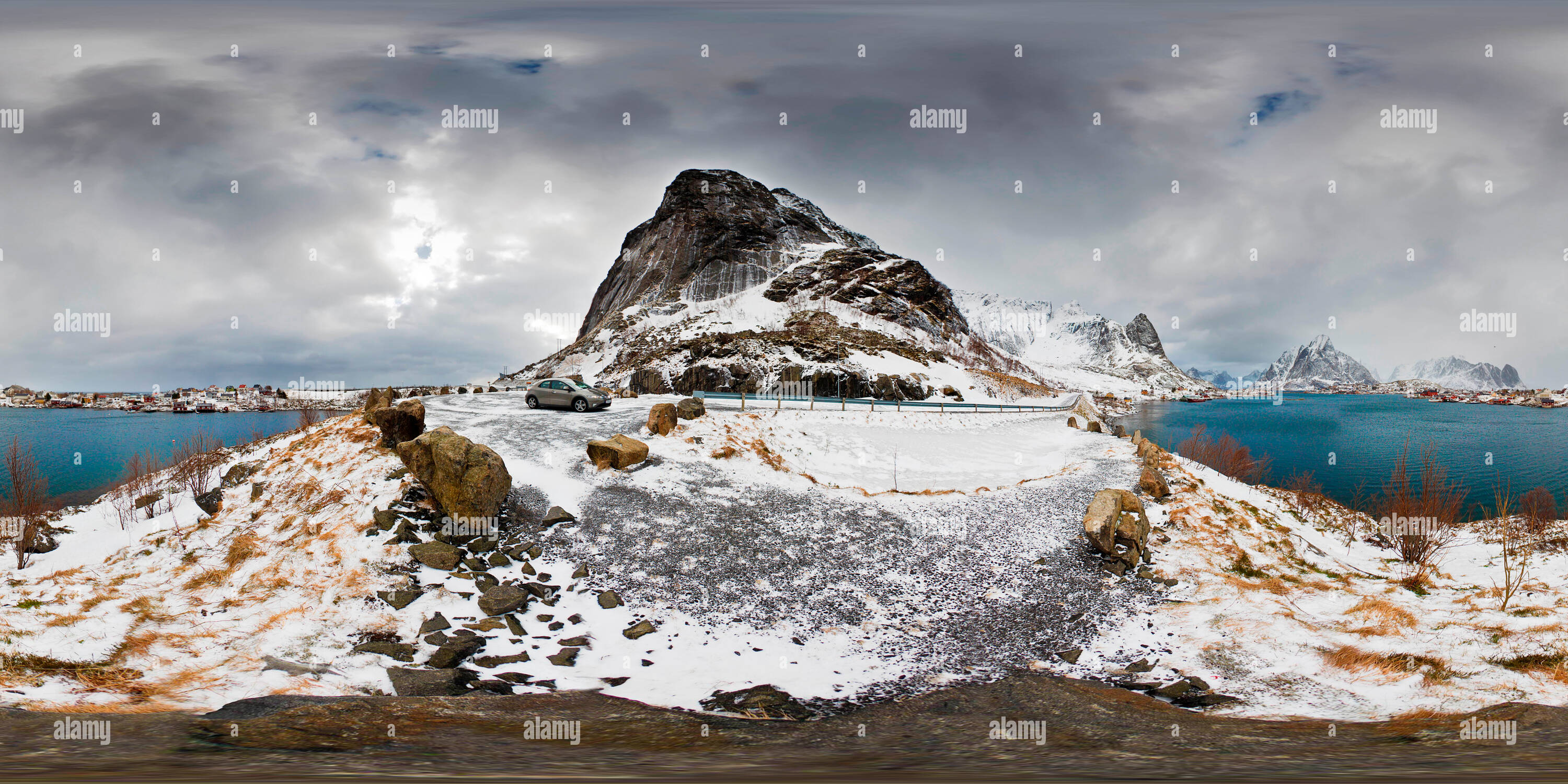 360° view of Hamnoi. lofoten island. norwey - Alamy