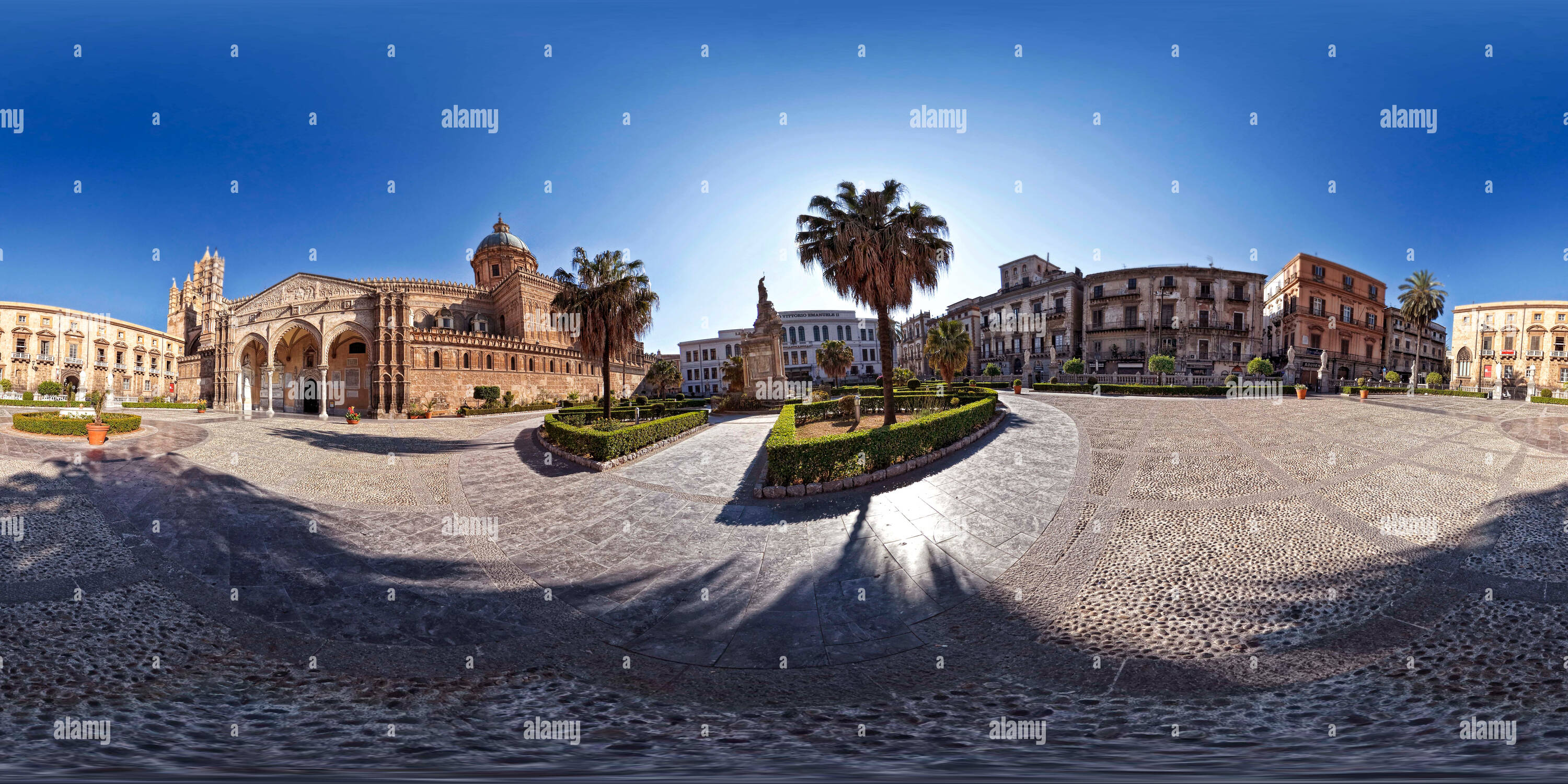 360° view of duomo palermo. sicily - Alamy