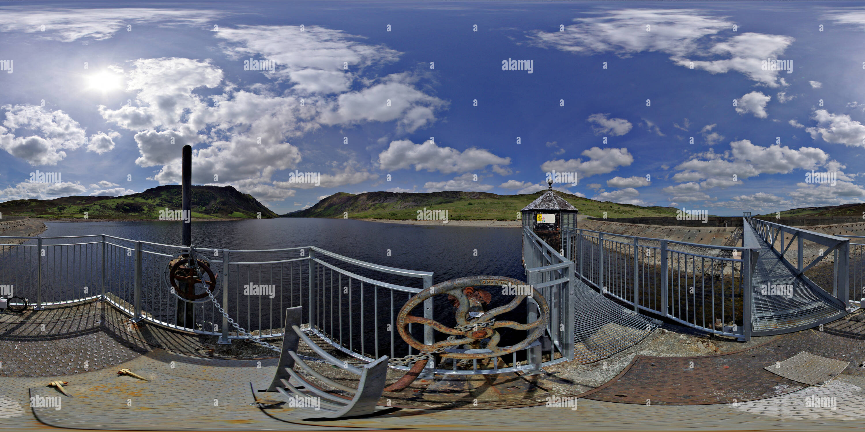 360° view of Llyn Cowlyd Reservoir, Snowdonia - Alamy 360° view of Llyn Cowlyd Reservoir, Snowdonia - Alamy