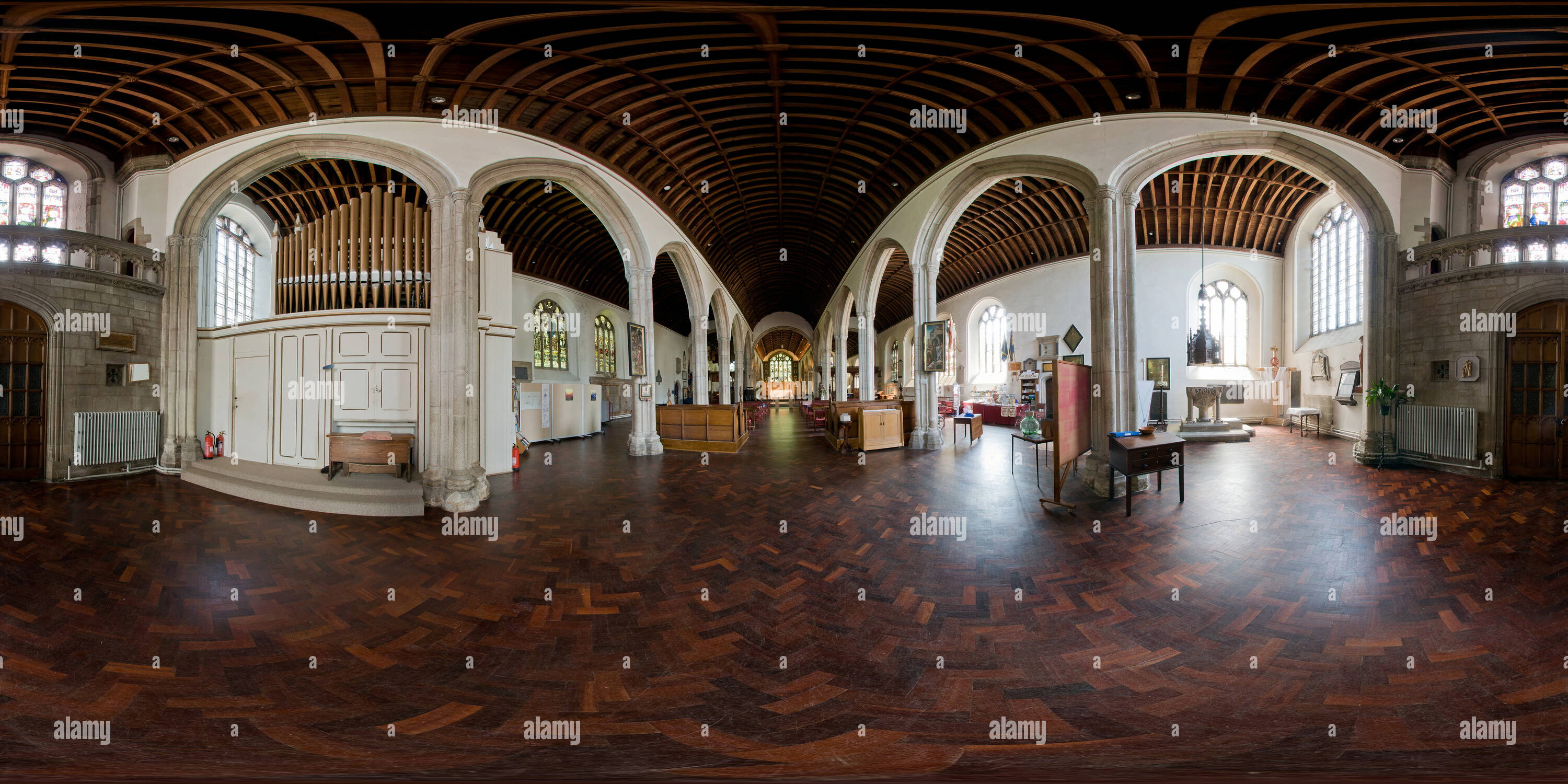 St petrocs church hi-res stock photography and images - Alamy