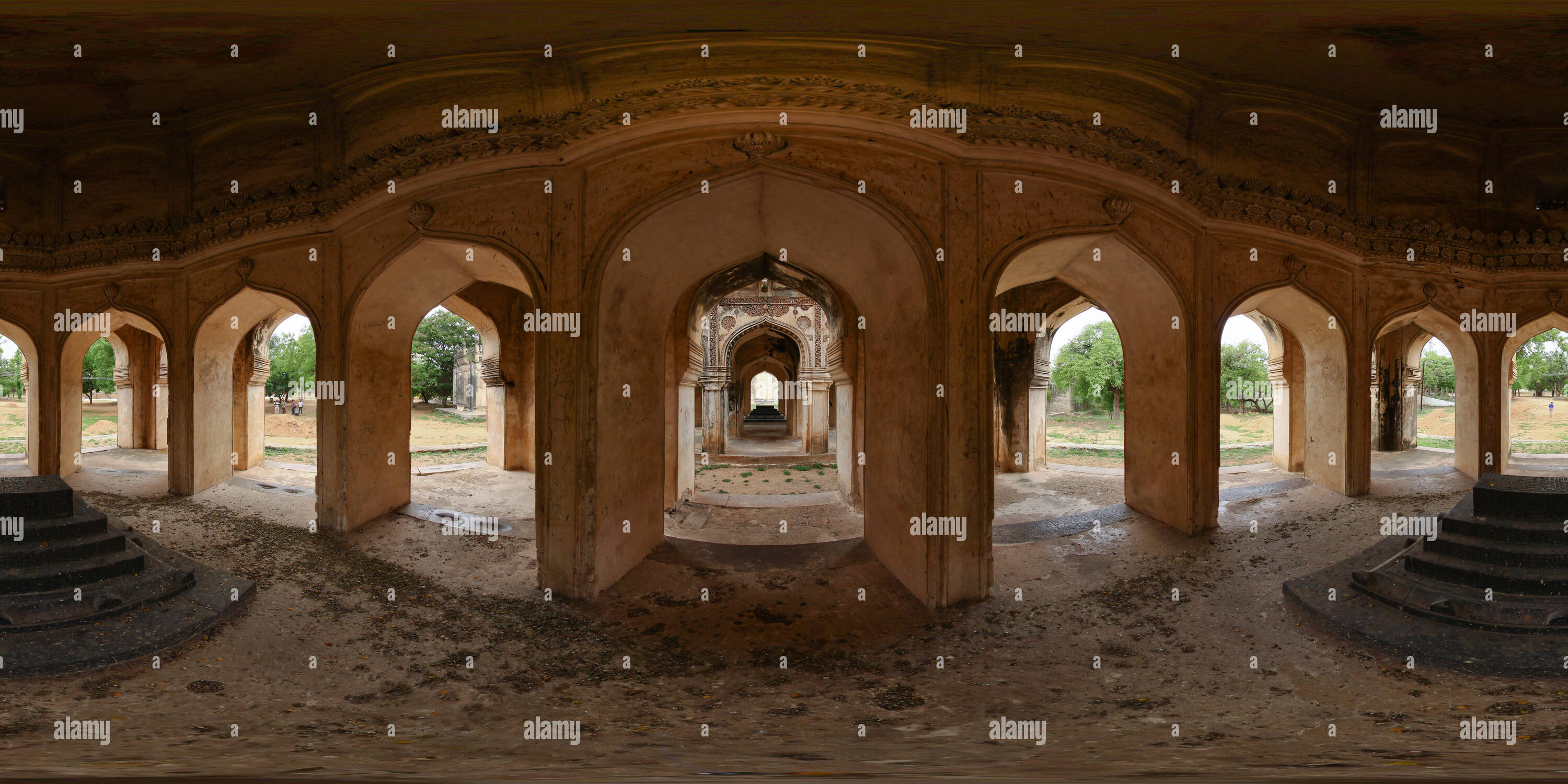 360° view of Qutub Shahi Tombs - Alamy