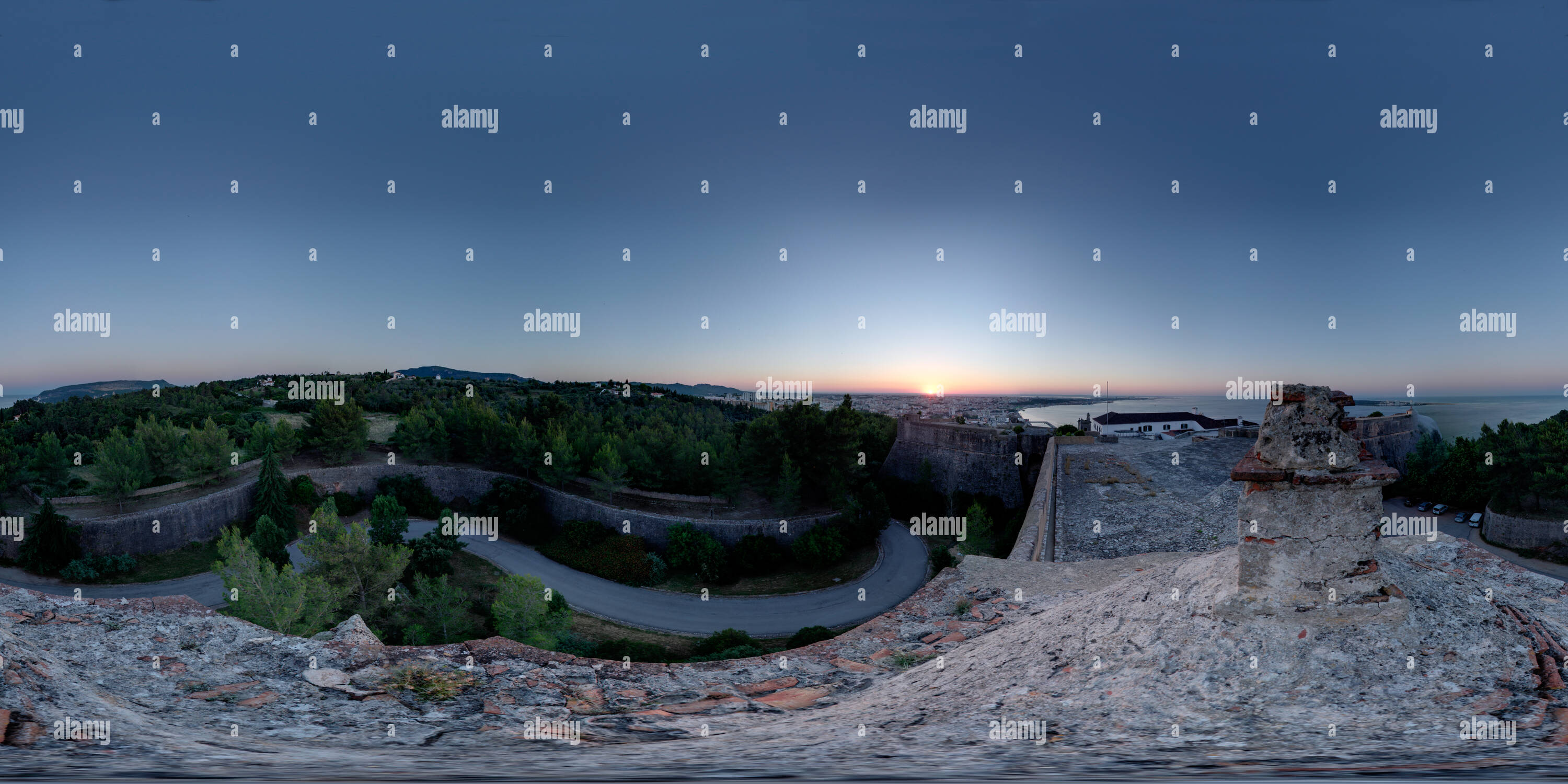 360° view of Sunrise at Setubal - Alamy