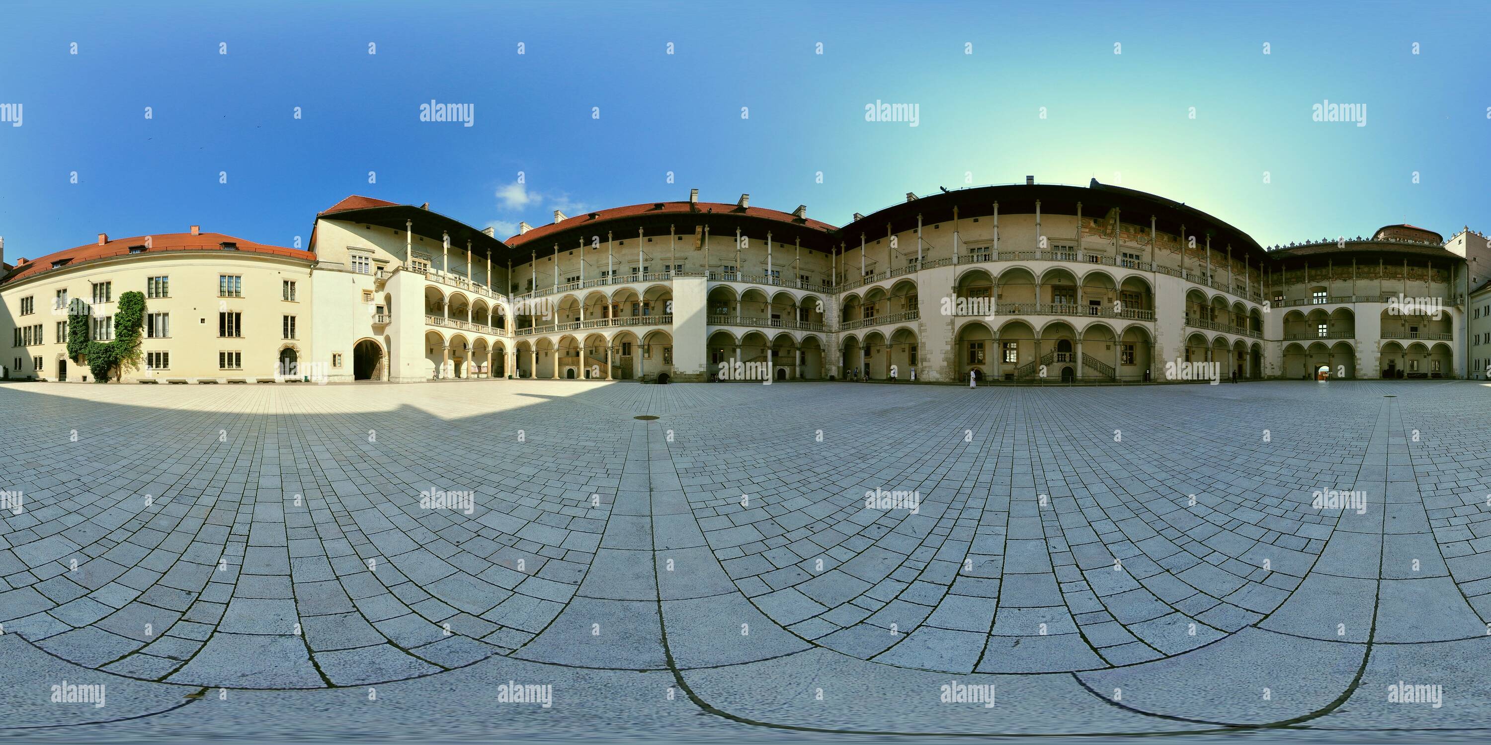 360° view of Krakau - Castle-Wawel Court-Yard - Alamy