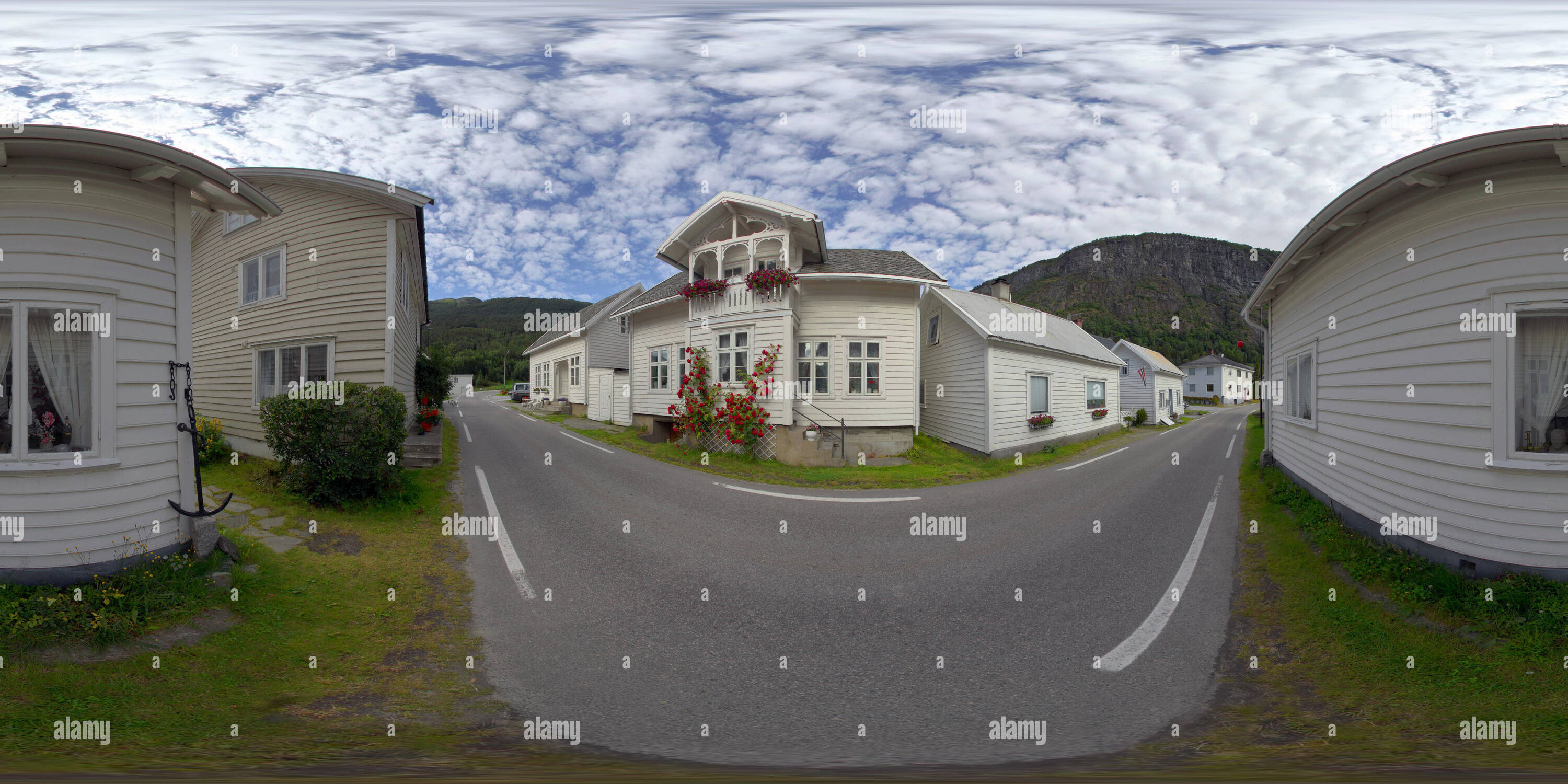 360° view of Solvorn, the centre of the village - Alamy