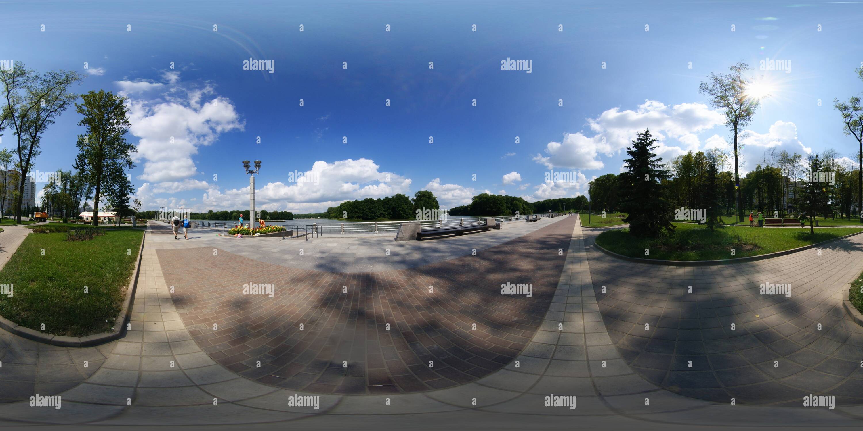 360° view of victory park minsk - river - Alamy