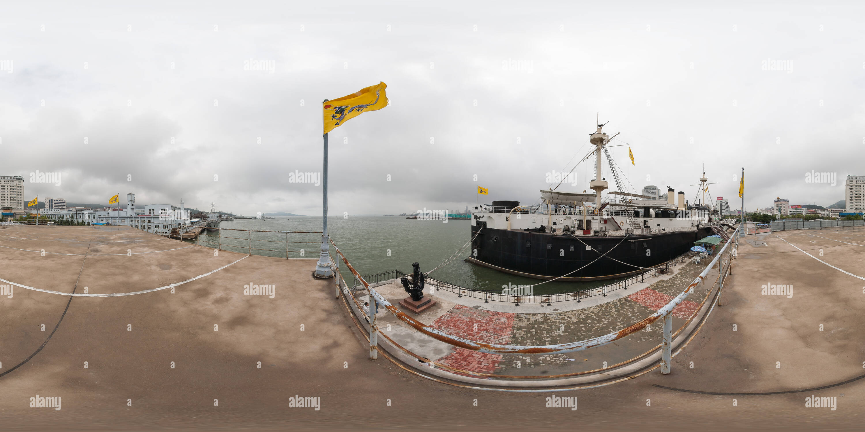 360° view of Weihai Dingyuan ship - will be far-ship Panorama - Alamy