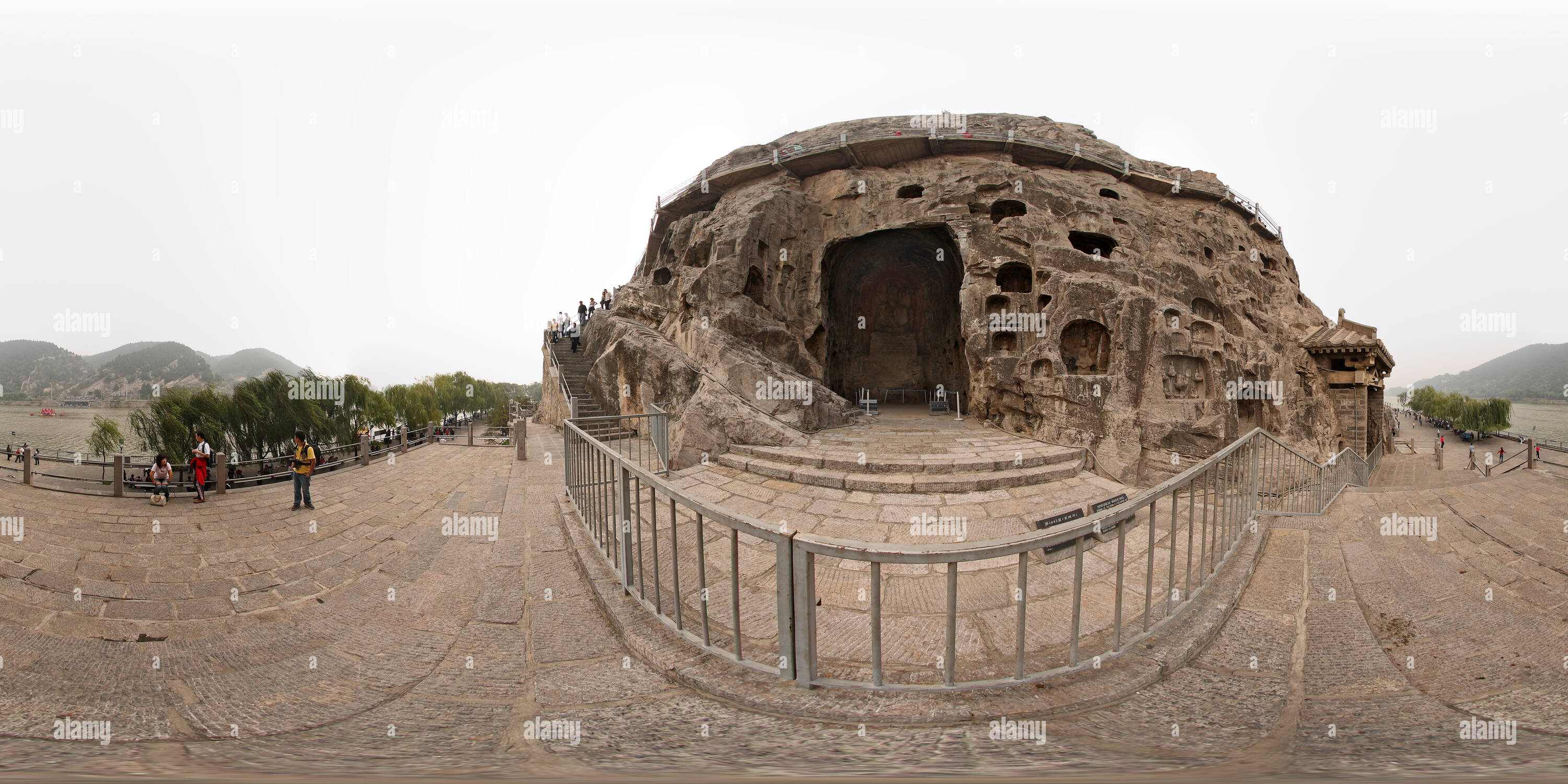 360° view of Luoyang, Longmen Grottoes - Guyang Cave (Cave 1443 - Alamy
