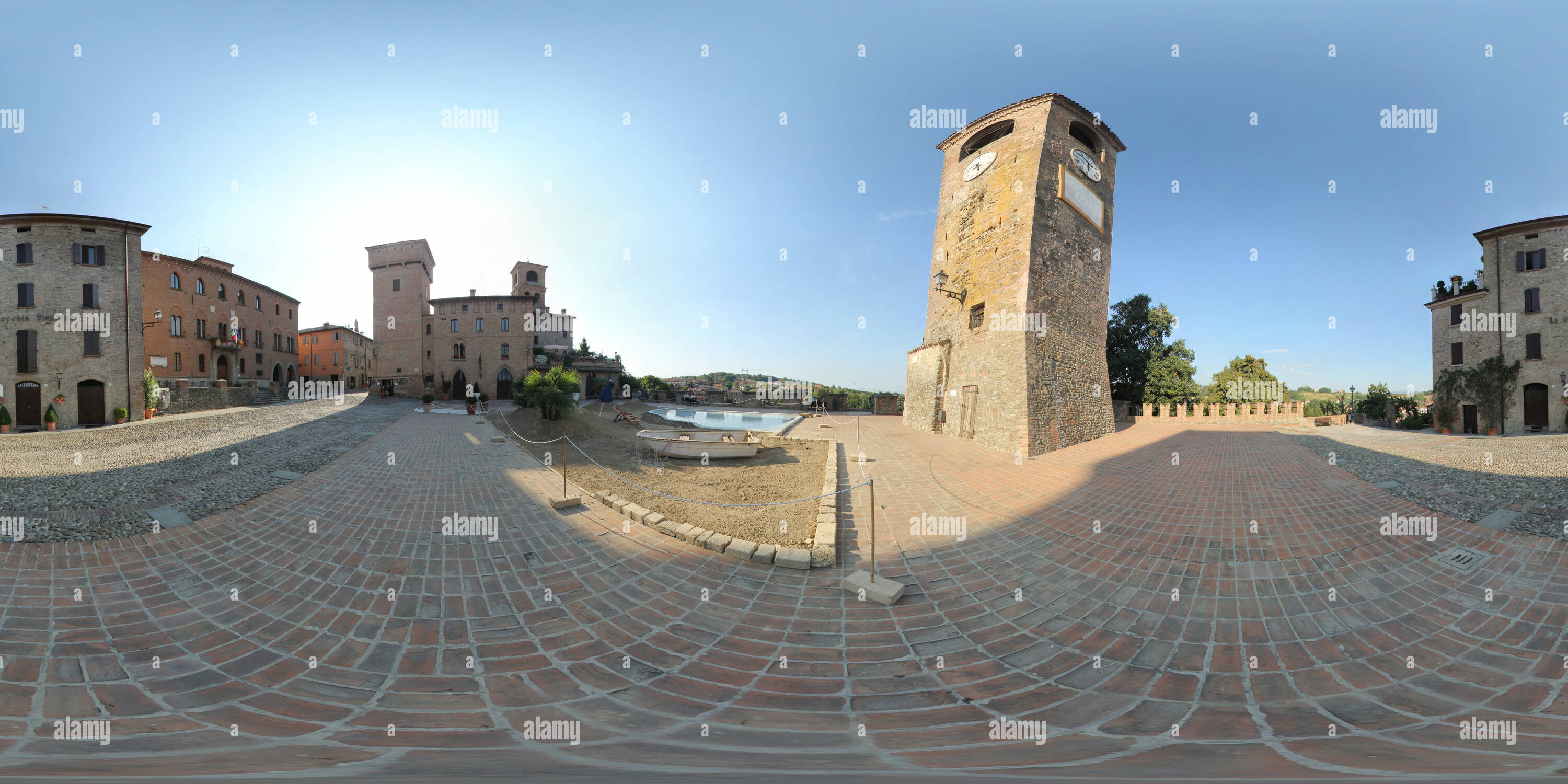 Castelvetro di modena hi-res stock photography and images - Alamy