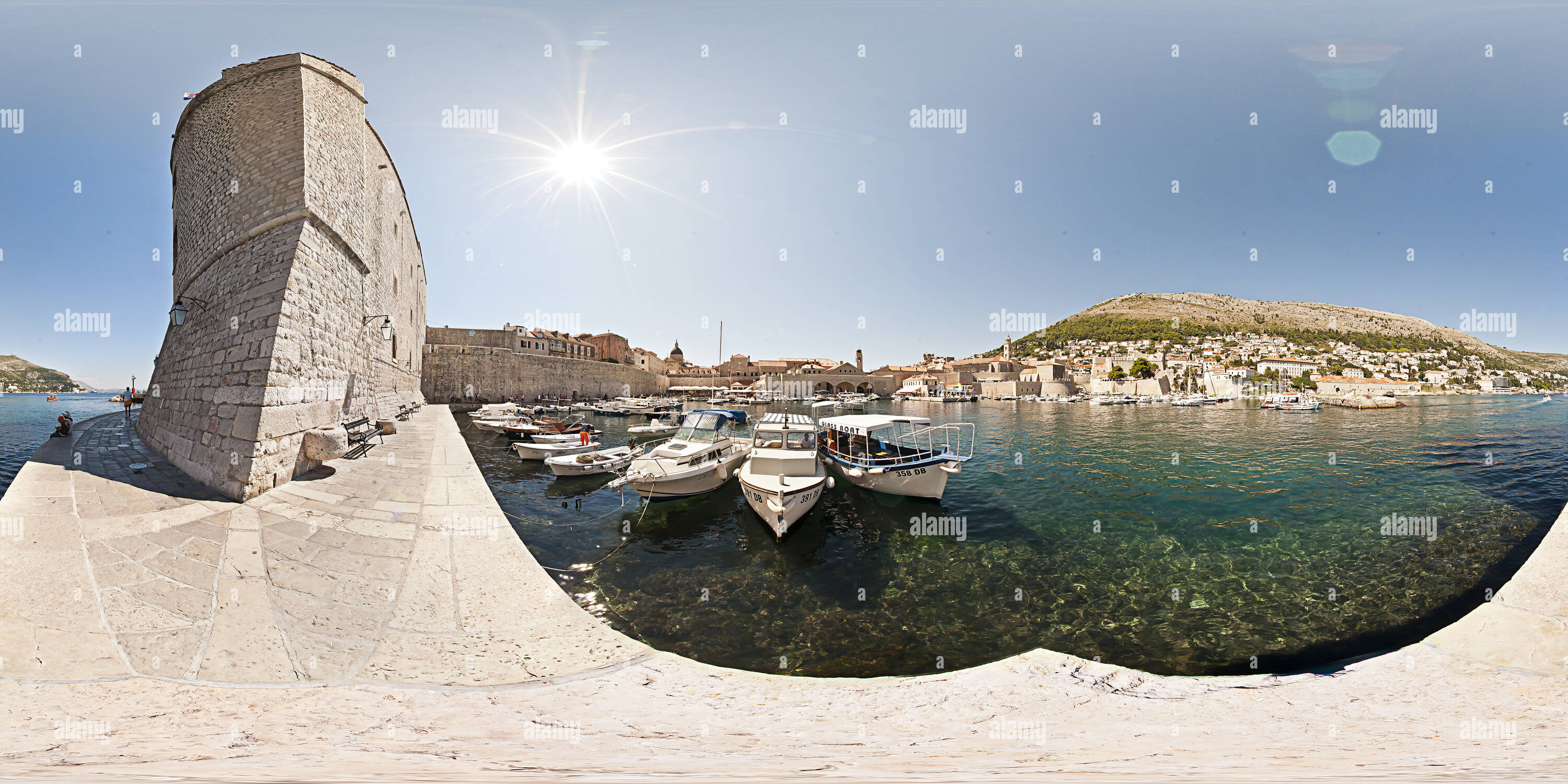 360° view of Harbour at the historic city of Dubrovnik - Alamy