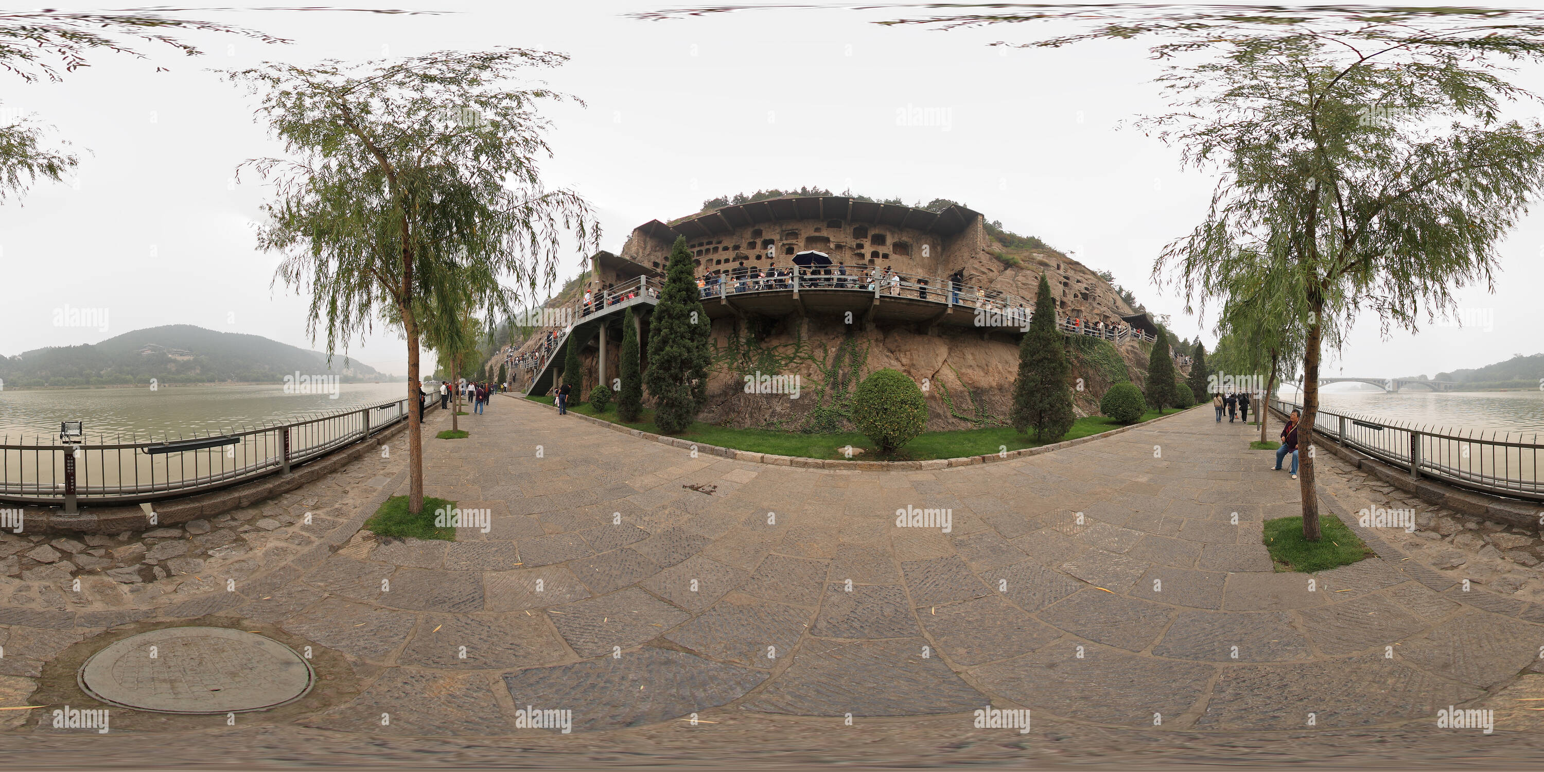 360° view of Longmen Grottoes - Iraq river Panorama - Alamy