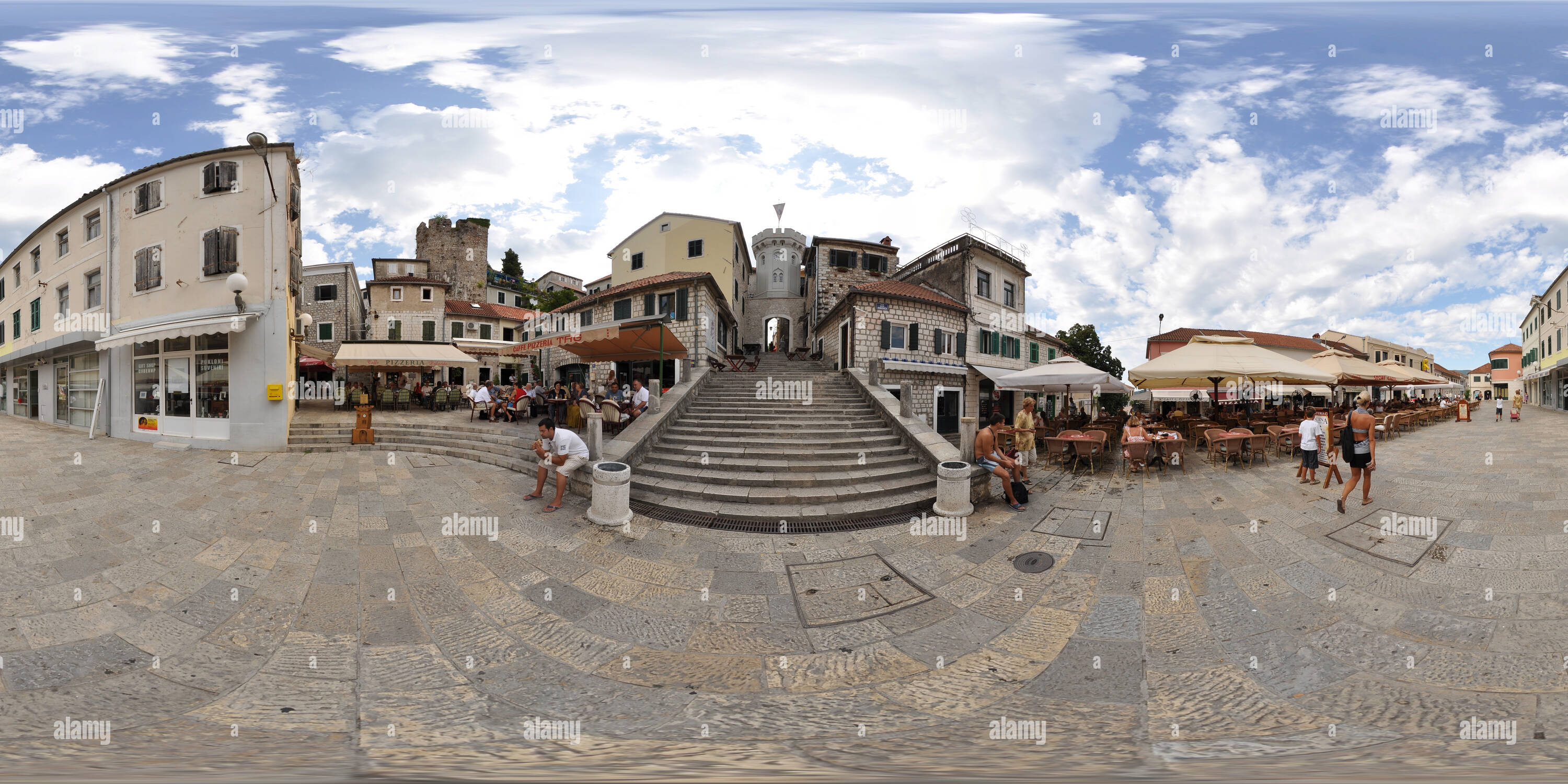 Sat kula hi-res stock photography and images - Alamy