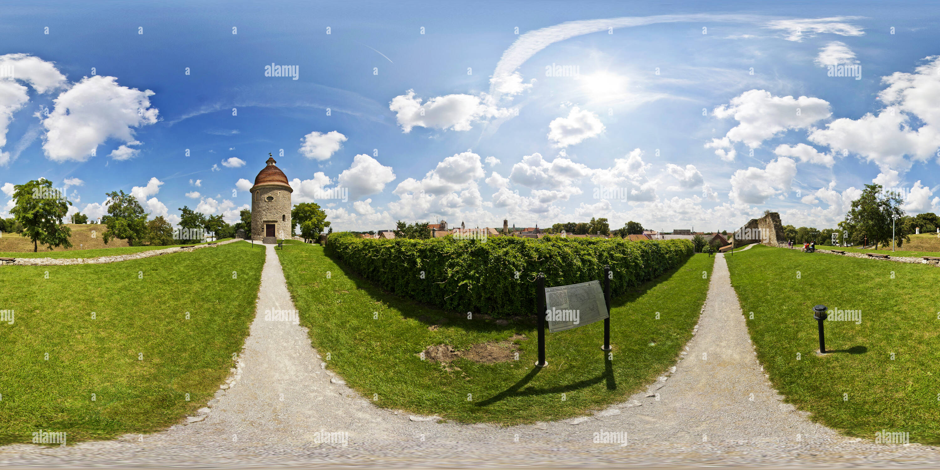 360° view of Rotunda St. Georg - Alamy