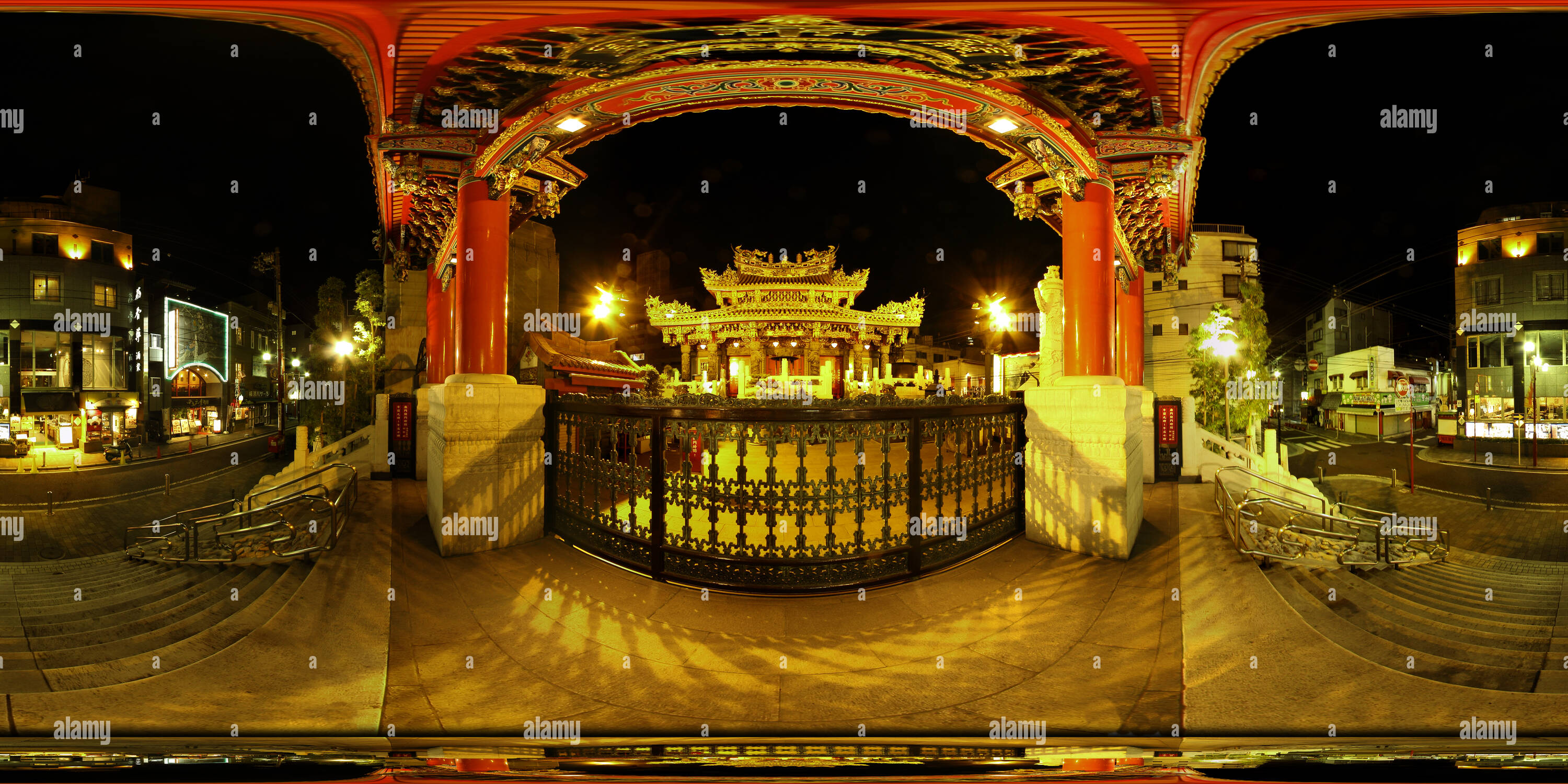 360° view of Guan Di temple - Alamy