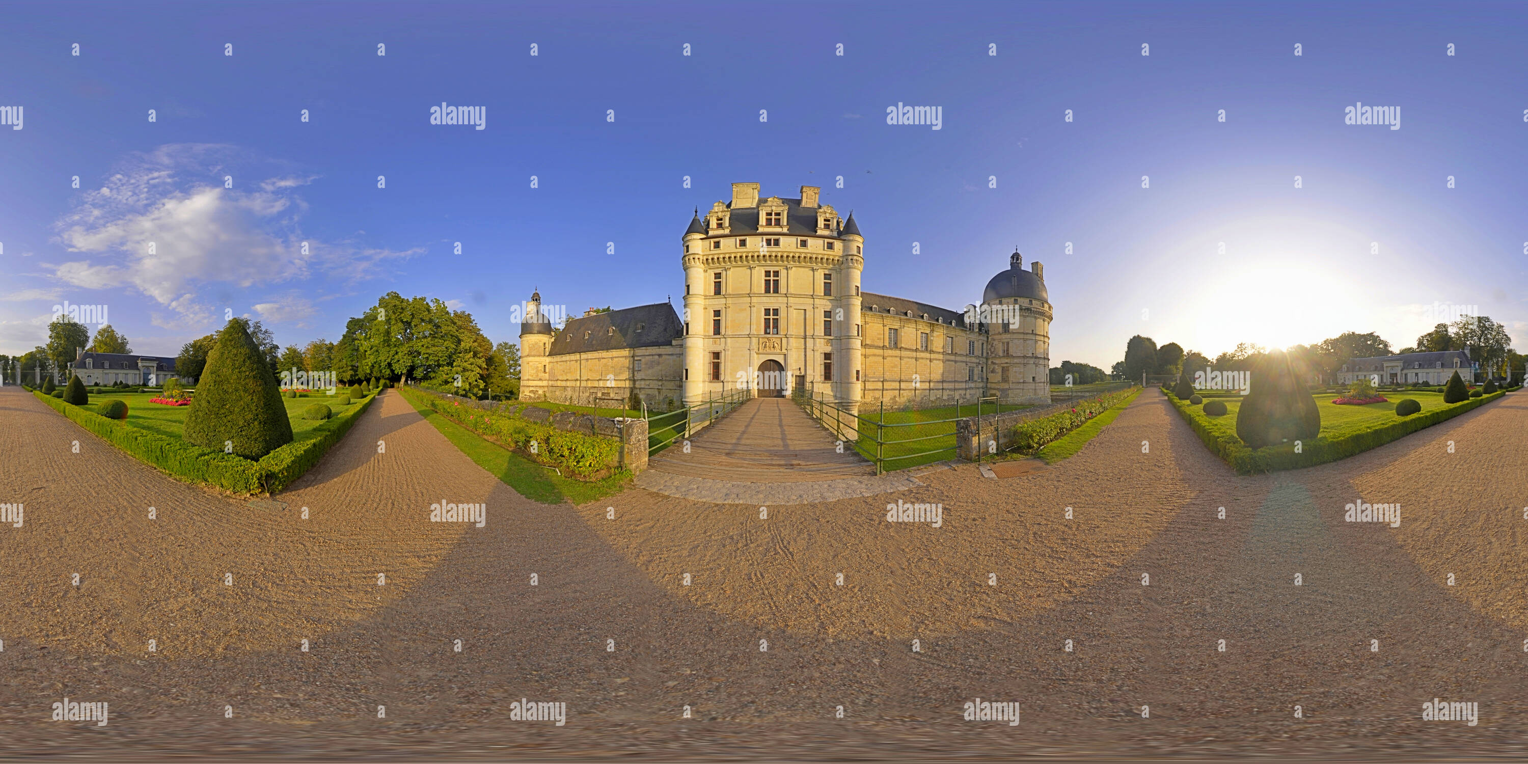 360° view of Castle in Loire Valley : Valencay - Alamy